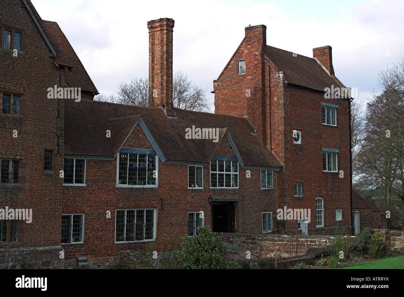 Harvington hall hi-res stock photography and images - Alamy