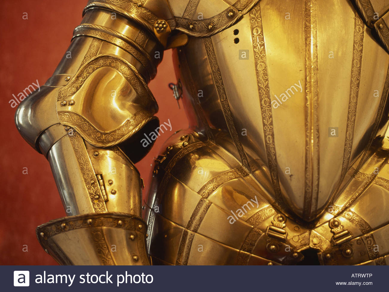 Suit Of Armour High Resolution Stock Photography and Images - Alamy