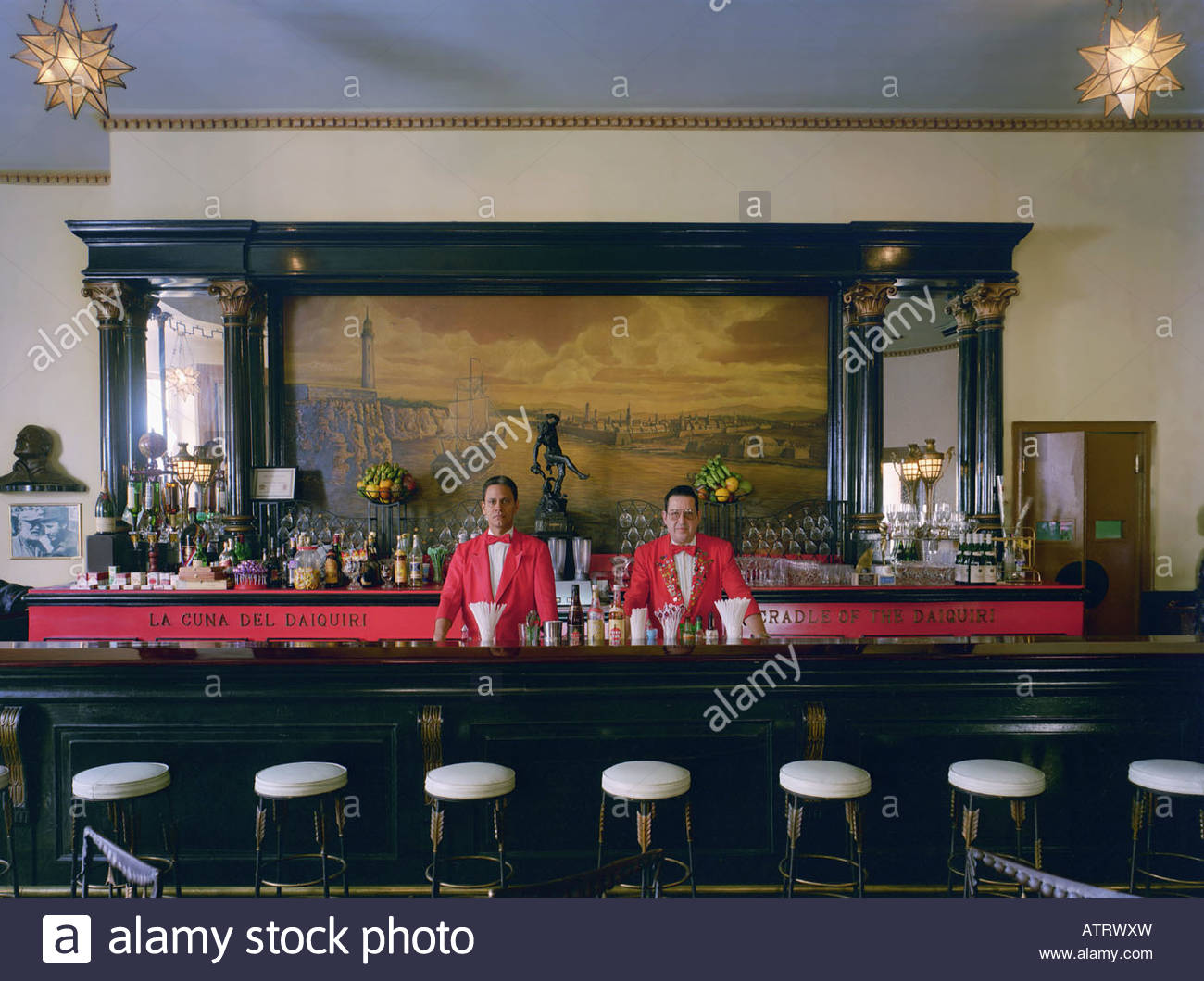 Liquor Bottles Behind Bar High Resolution Stock Photography and Images ...