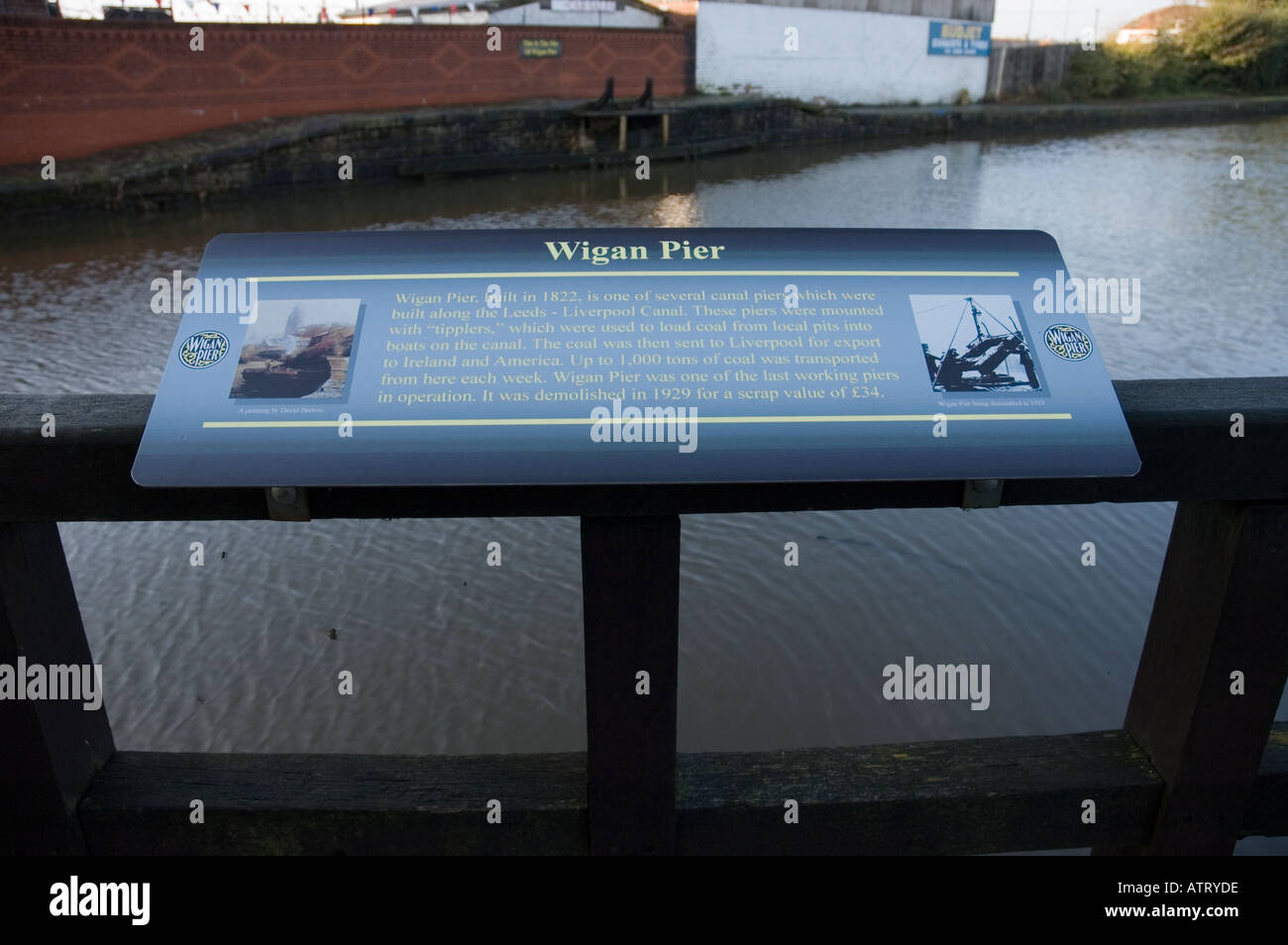 Sign showing the history of Wigan Pier Stock Photo - Alamy