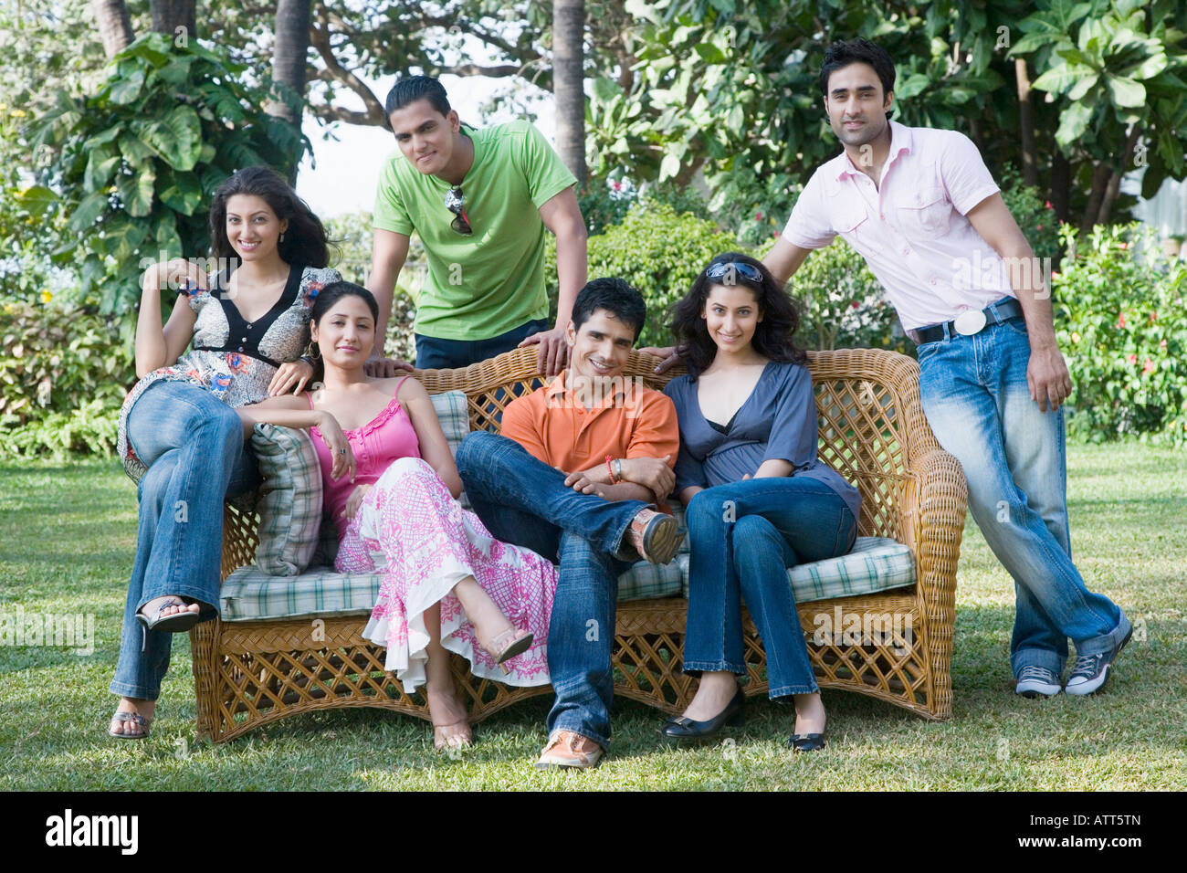 Men only legs crossed group hi-res stock photography and images - Alamy