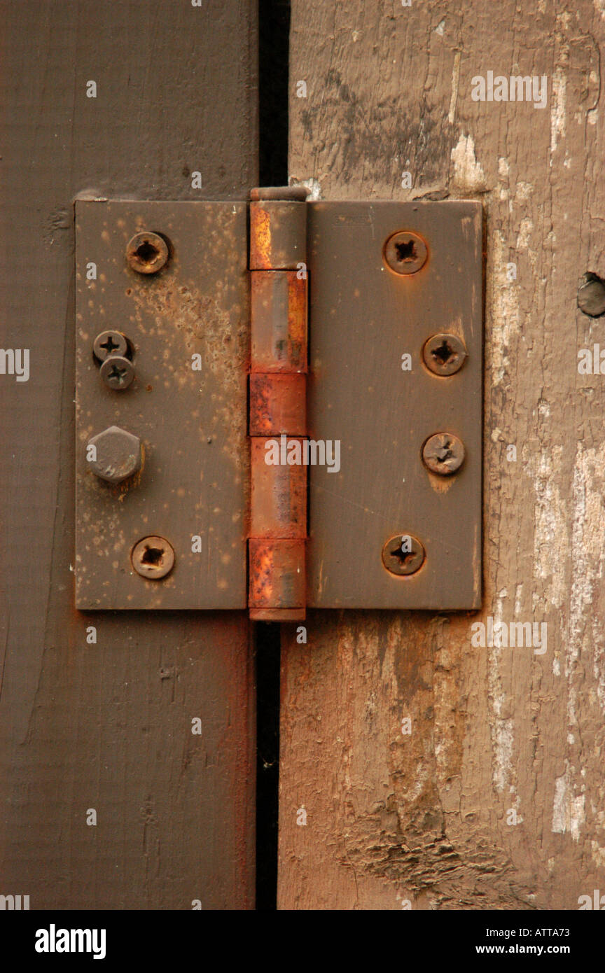 Rusty hing on a barn door Stock Photo - Alamy