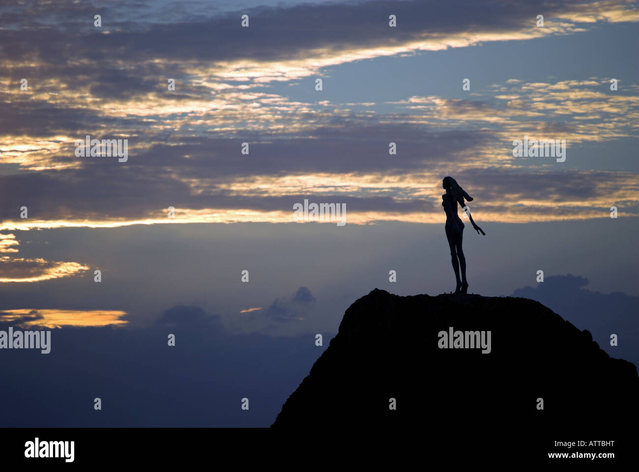Wairaka statue guarding Whakatane harbour, New Zealand Stock Photo - Alamy