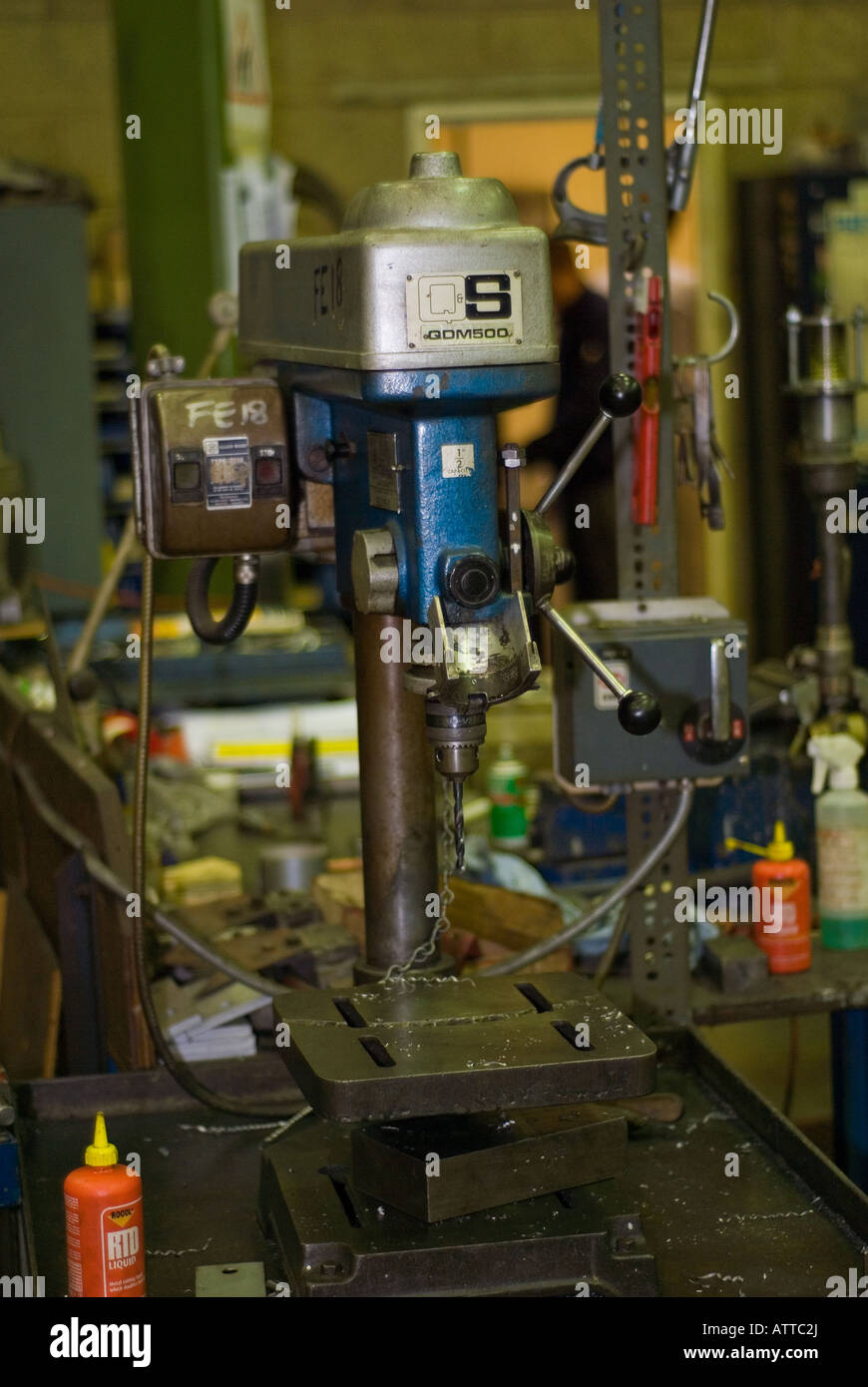 Pillar drill hi-res stock photography and images - Alamy