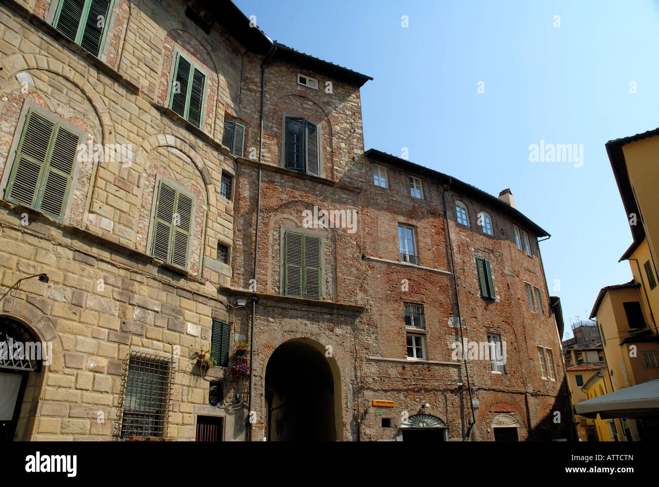 Lucca Piazza dell Anfiteatro Amphitheatre Lucca Tuscany Italy Stock ...