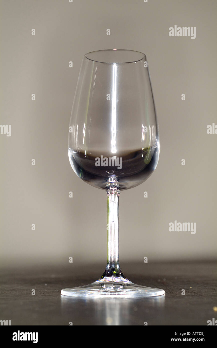 empty port wine glass Stock Photo - Alamy