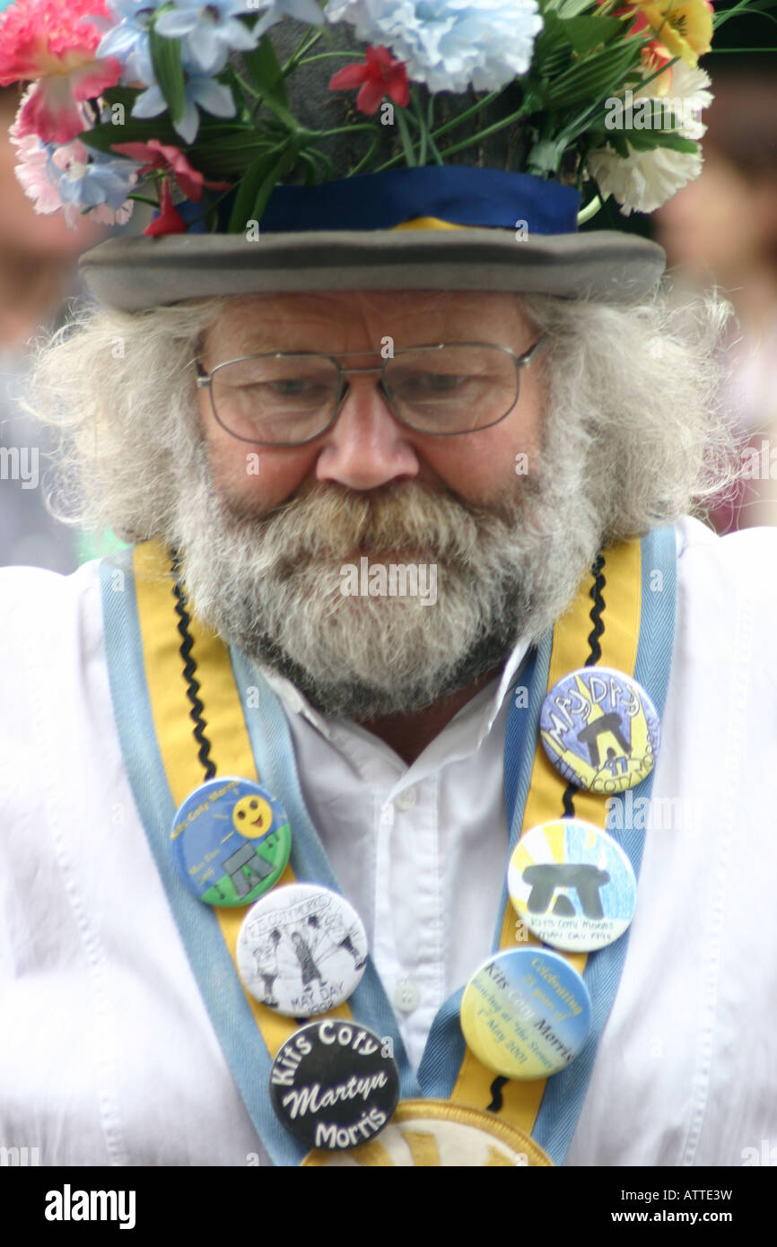 May day pageant hi-res stock photography and images - Alamy