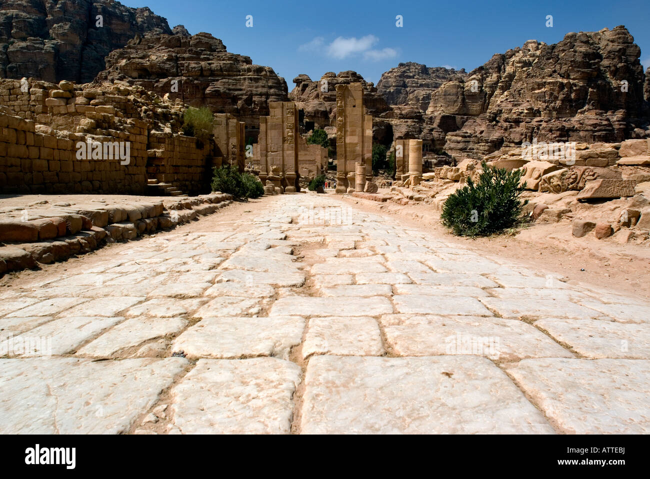 The Arched Gate Petra Jordan Stock Photo - Alamy