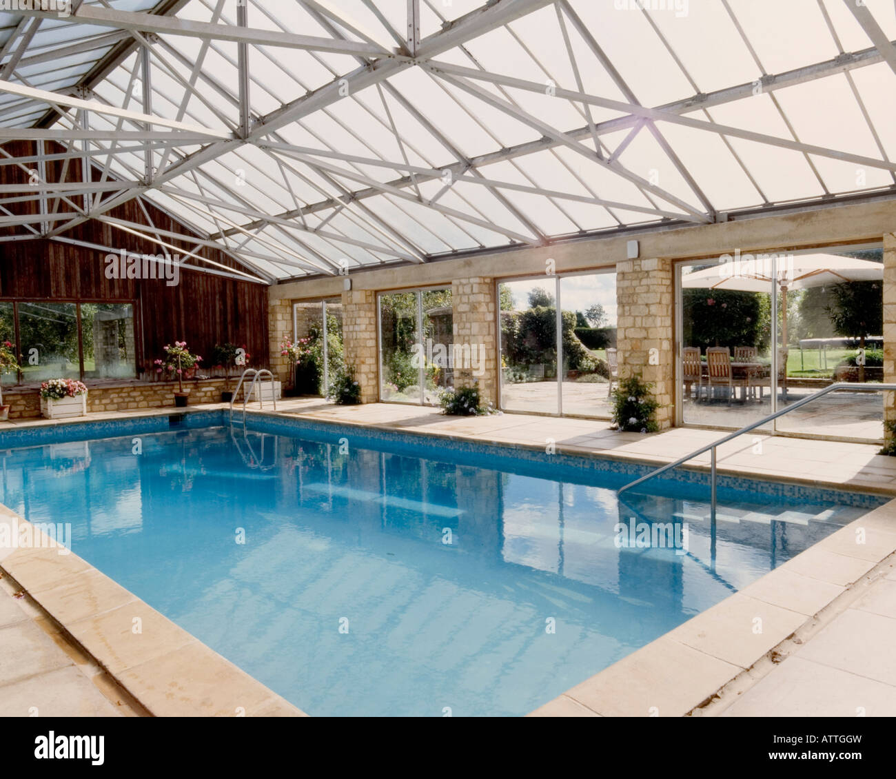 Swimming pool indoor hi-res stock photography and images - Alamy