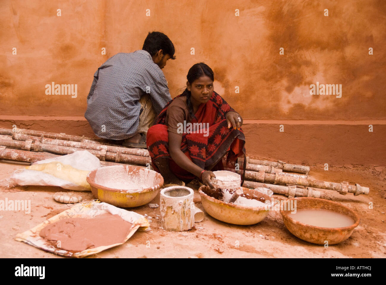 Indian woman manual labor hi-res stock photography and images - Alamy