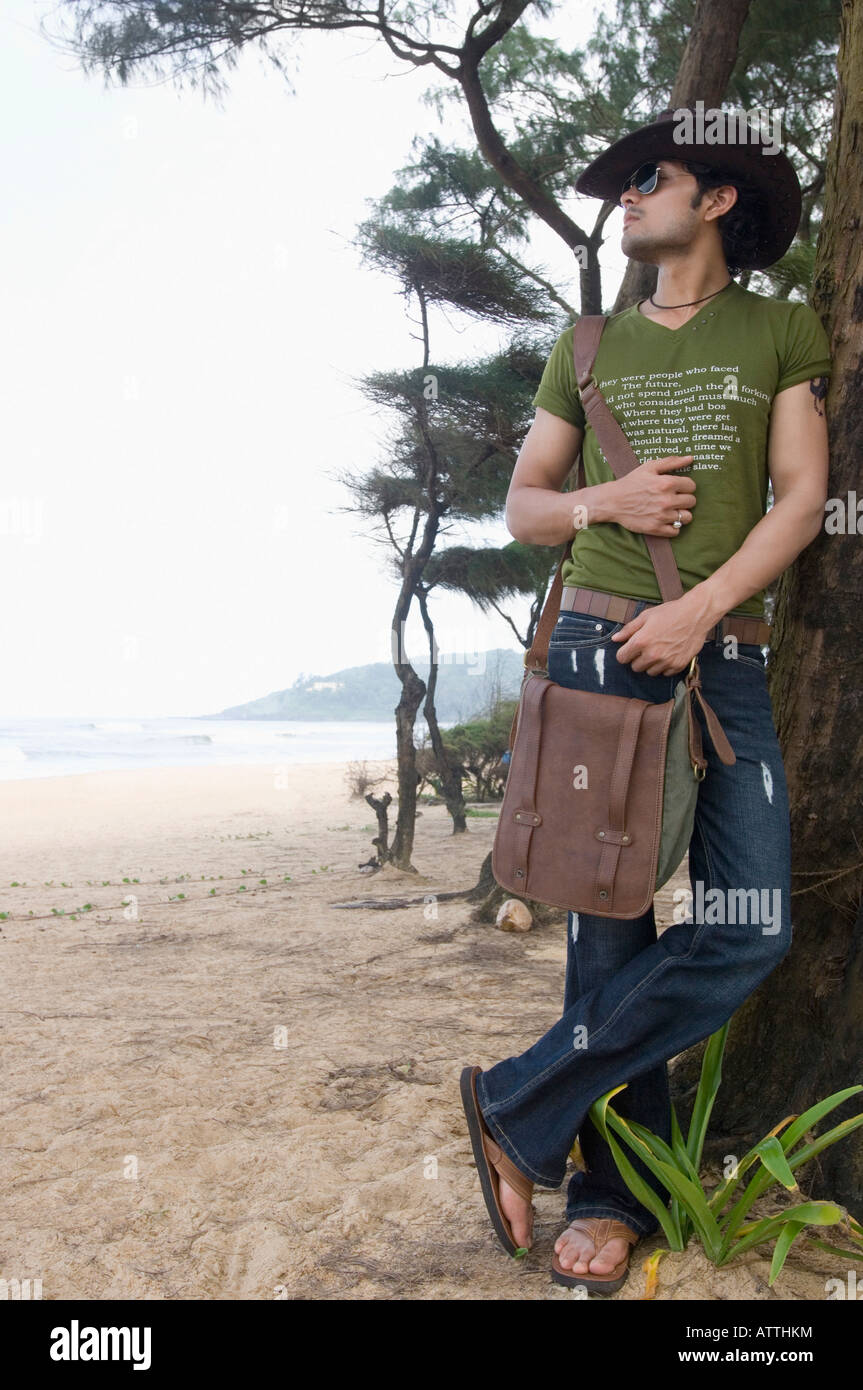 Carrying tree trunk hi-res stock photography and images - Alamy