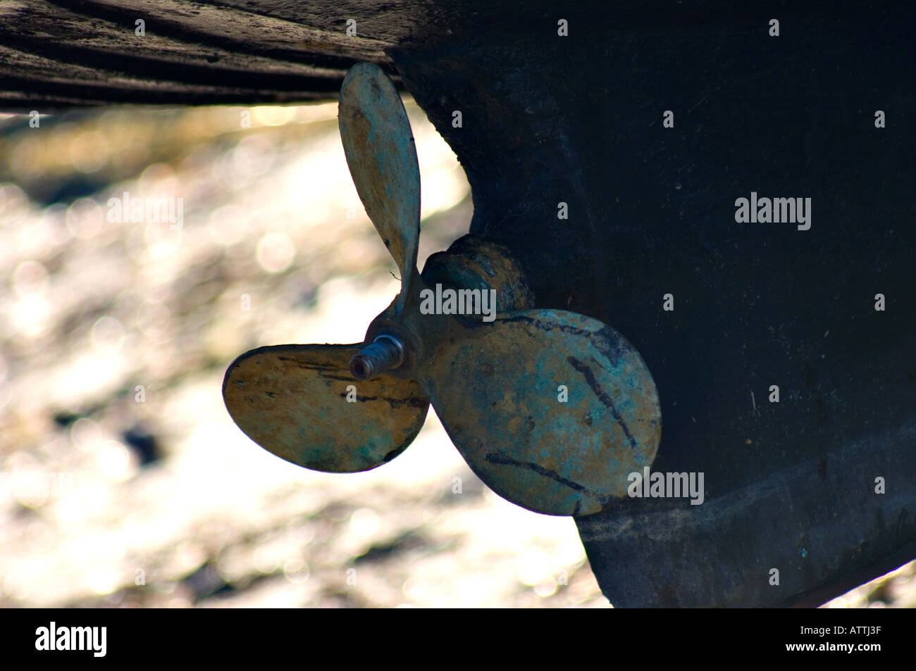 Propellor damage hi-res stock photography and images - Alamy