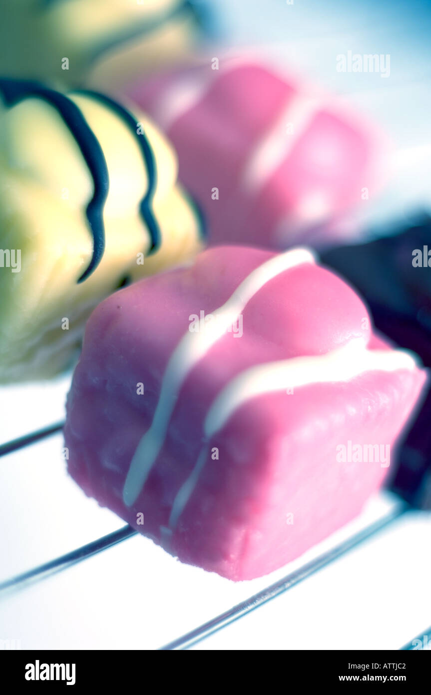 Fluffy cream filled cakes hi-res stock photography and images - Alamy