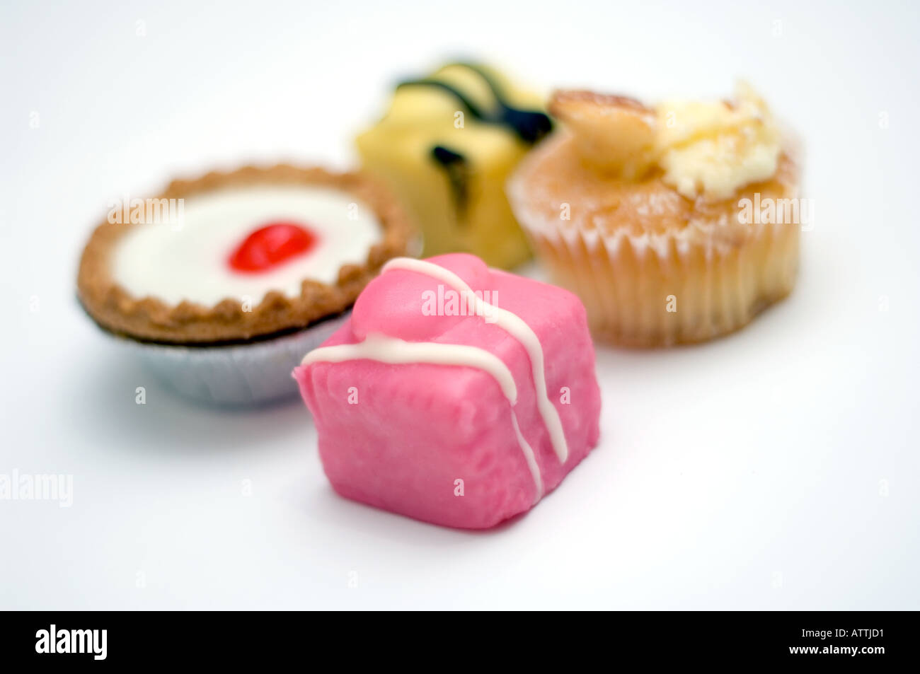 Fluffy cream filled cakes hi-res stock photography and images - Alamy