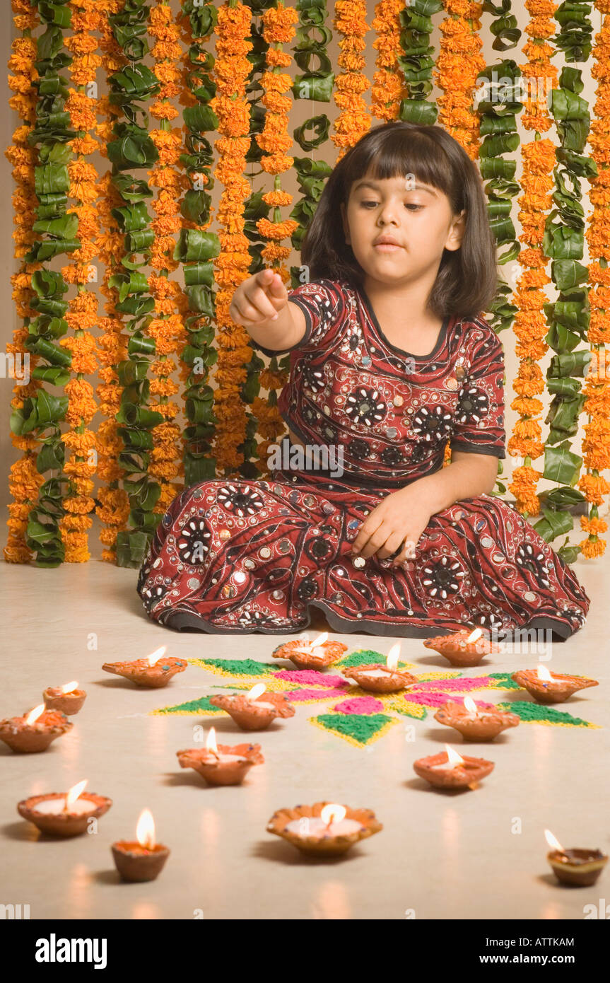Child counting objects hi-res stock photography and images - Alamy