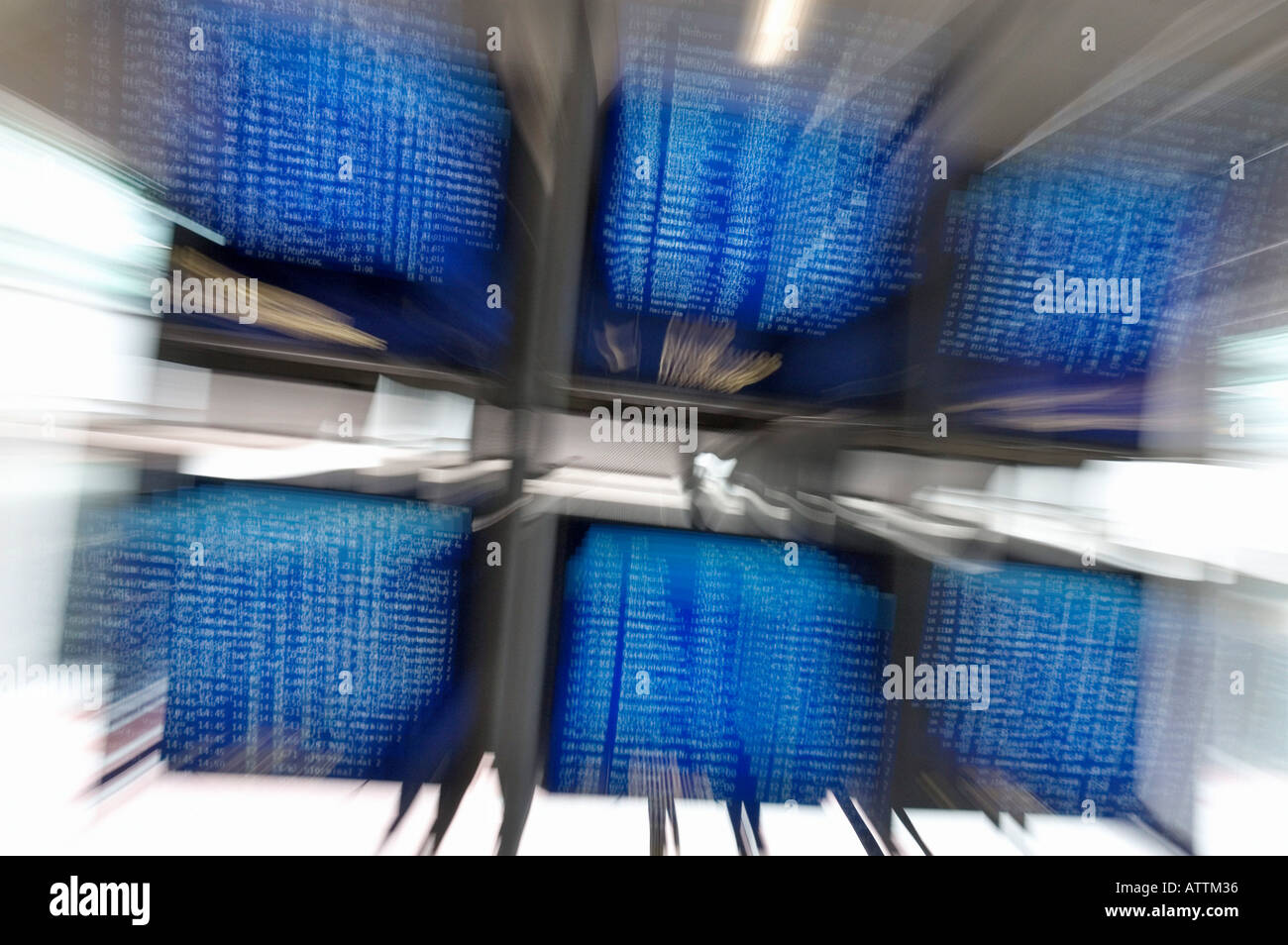 MULTIPLE CRT TV MONITORS AT AIRPORT Stock Photo - Alamy