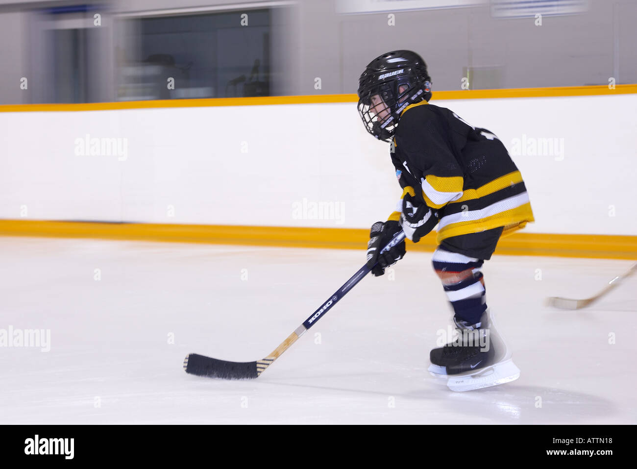 Boys at hockey practice Stock Photo - Alamy
