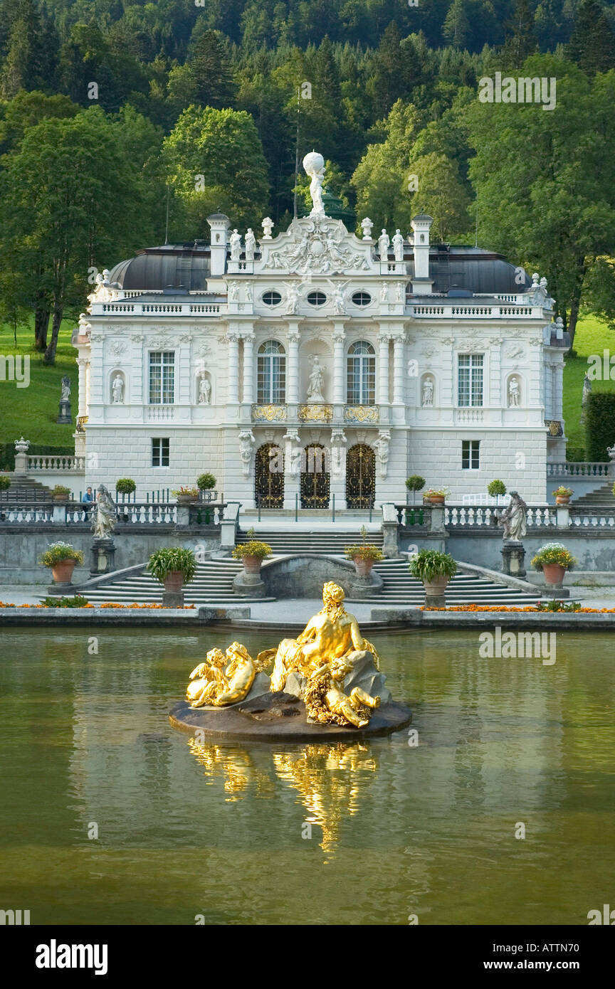 Golden fountain schloss linderhof palace hi-res stock photography and ...