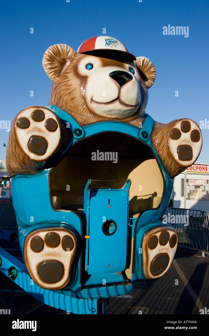 Spinning carnival ride hi-res stock photography and images - Alamy