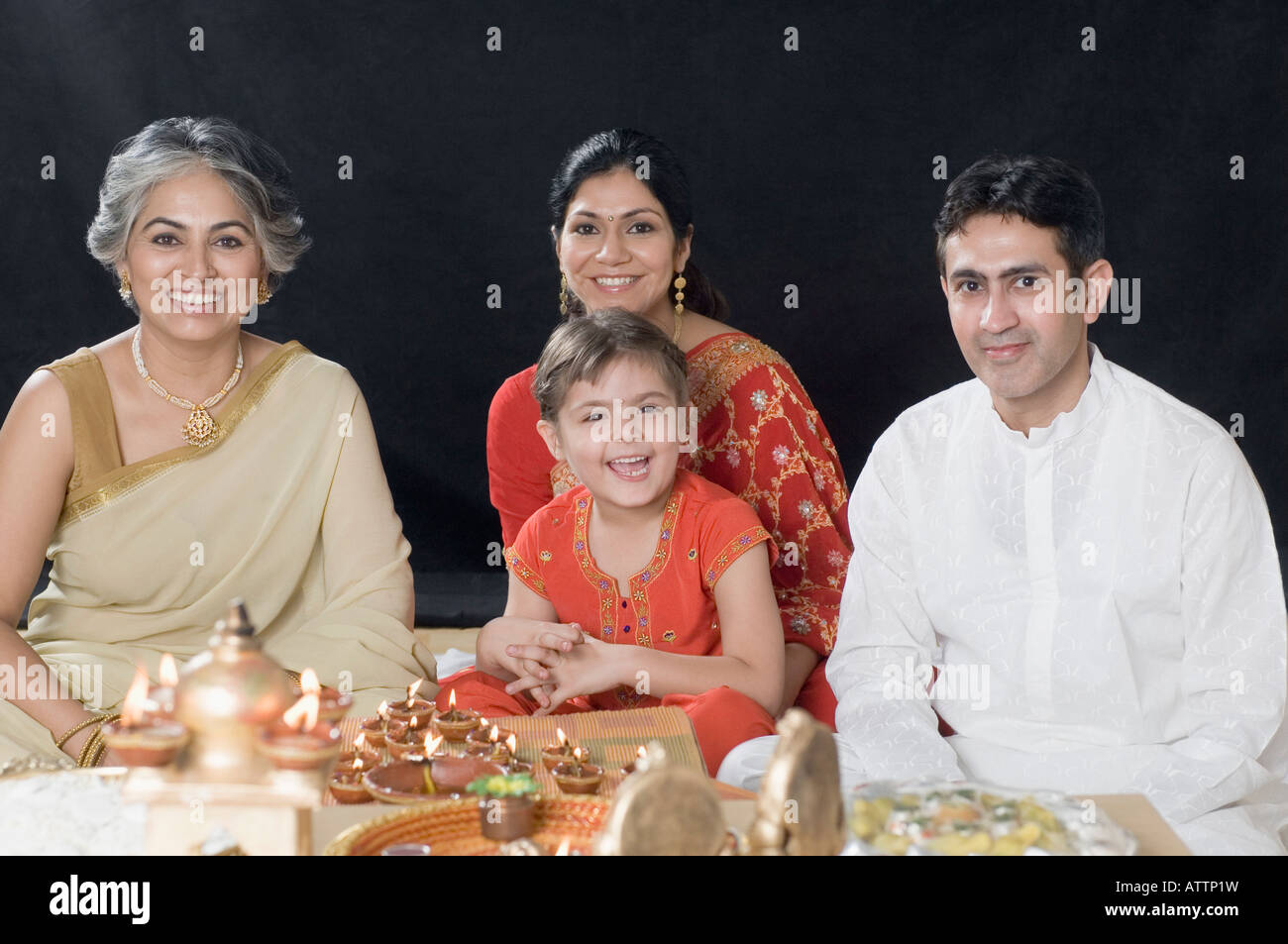 Deepavali hi-res stock photography and images - Alamy