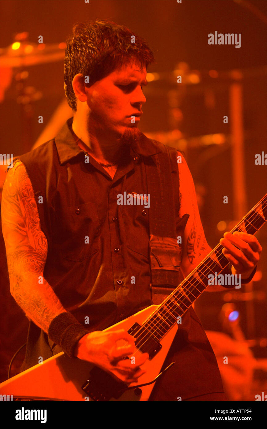 Guitarist phil demmel hi-res stock photography and images - Alamy