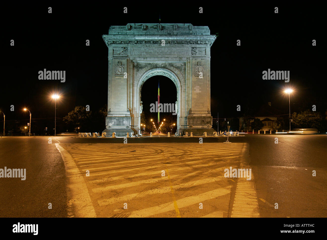 Arc de Triumf Bucharest Romania Triumph Triomphe Bucharest downtown ...