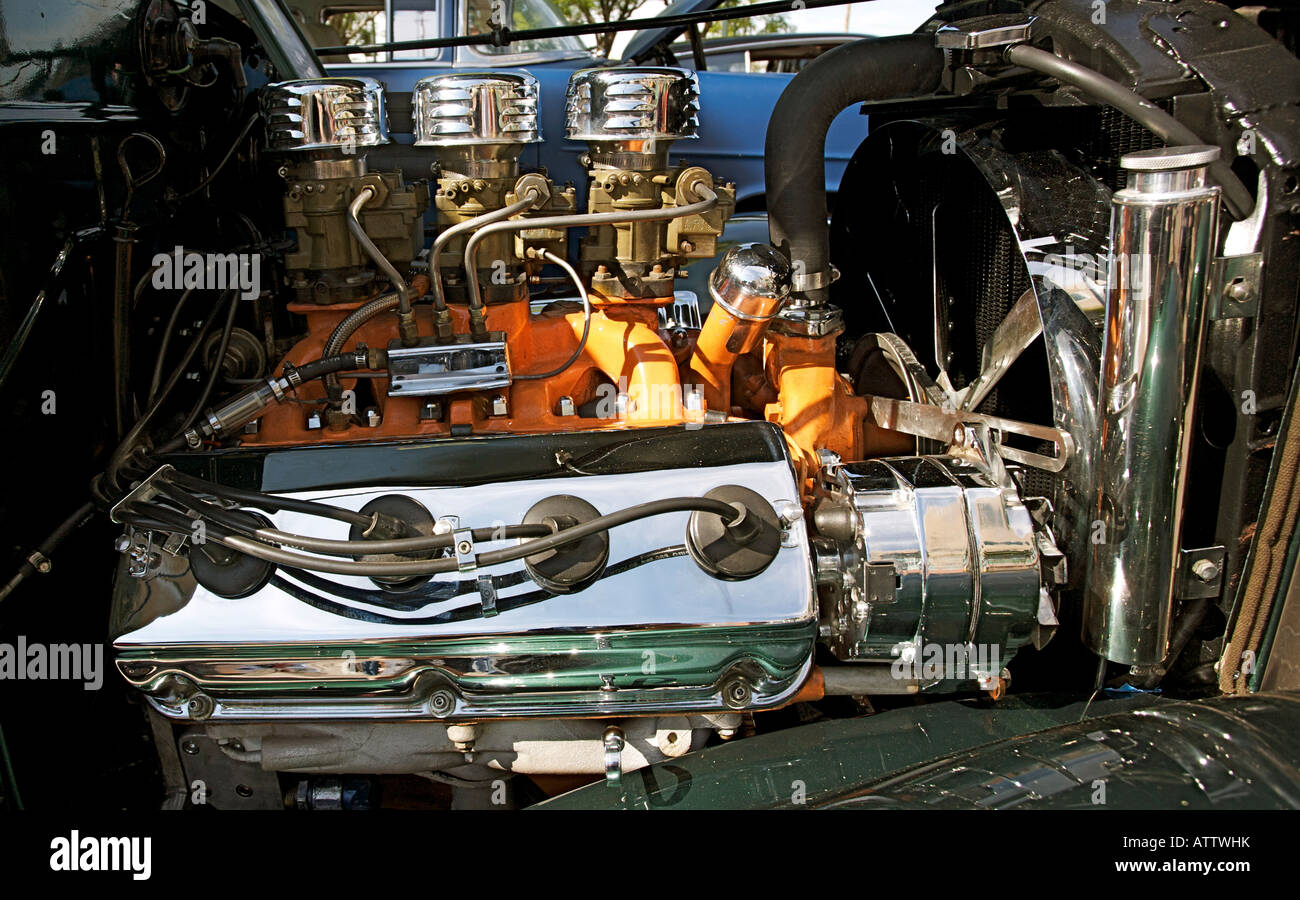 Muscle car engine hi-res stock photography and images - Alamy