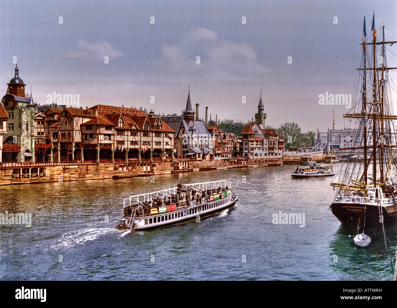 Eleven years of revolution hi-res stock photography and images - Alamy