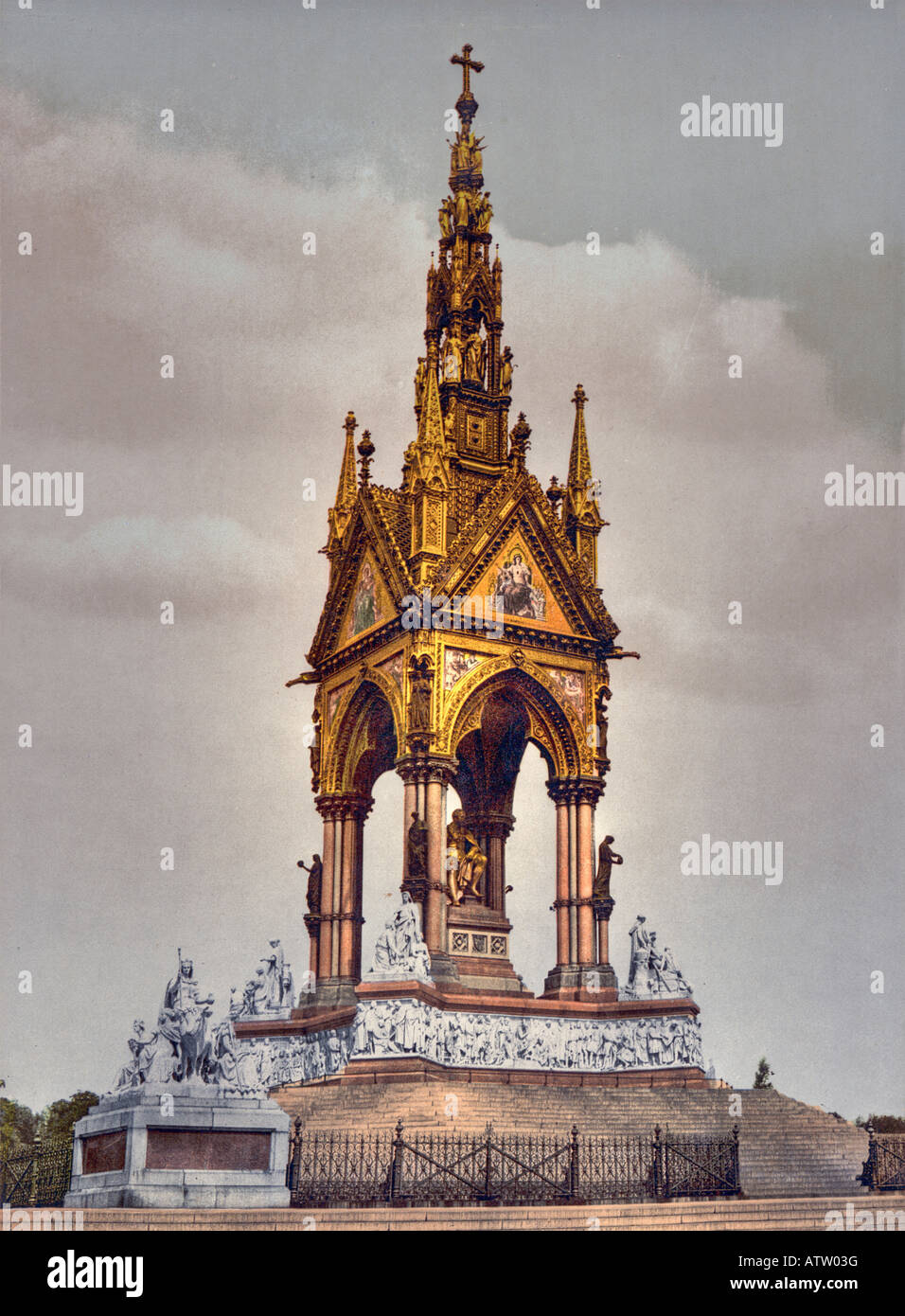 Albert Monument, London, England Stock Photo - Alamy
