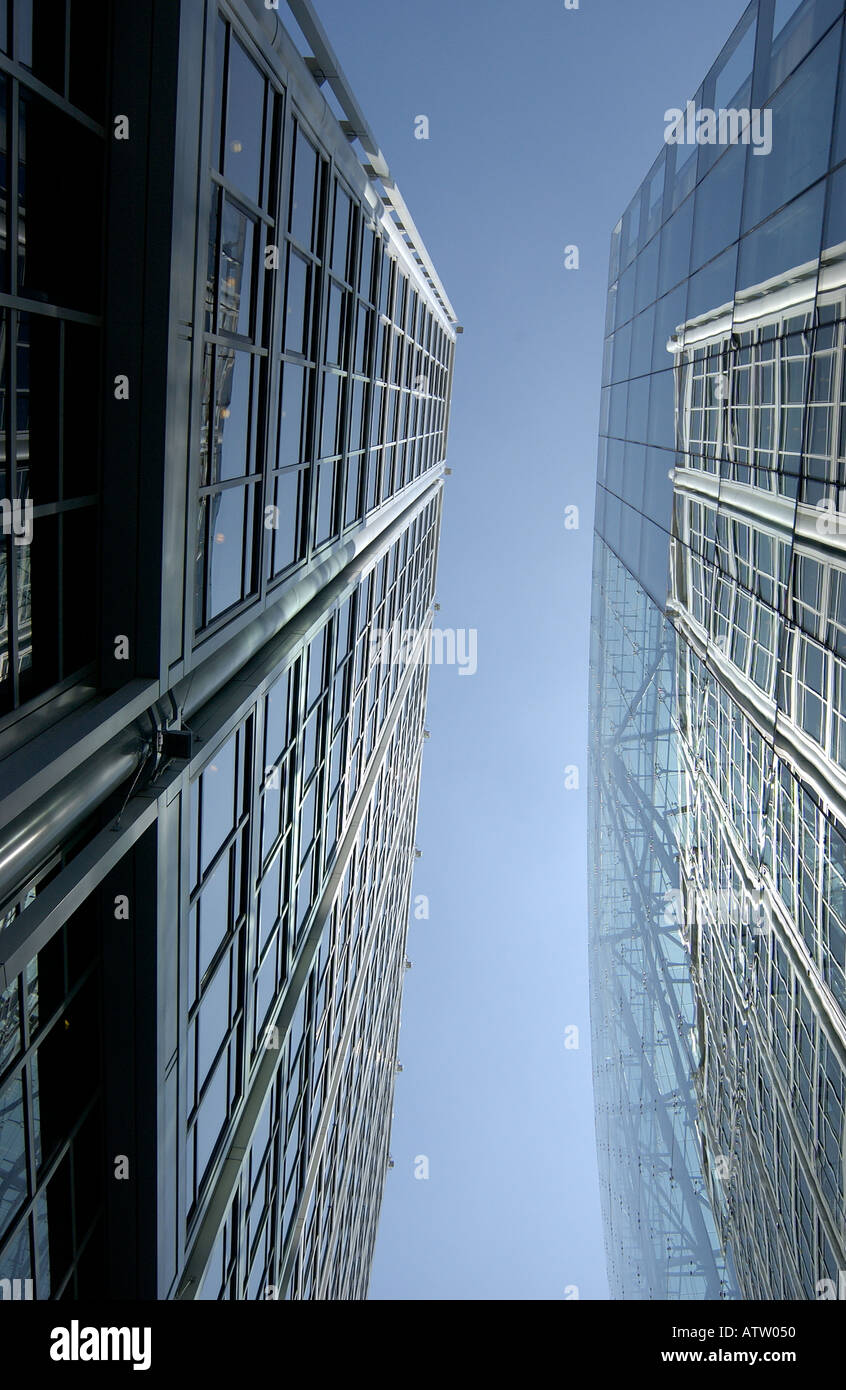 Looking up to office buildings hi-res stock photography and images - Alamy