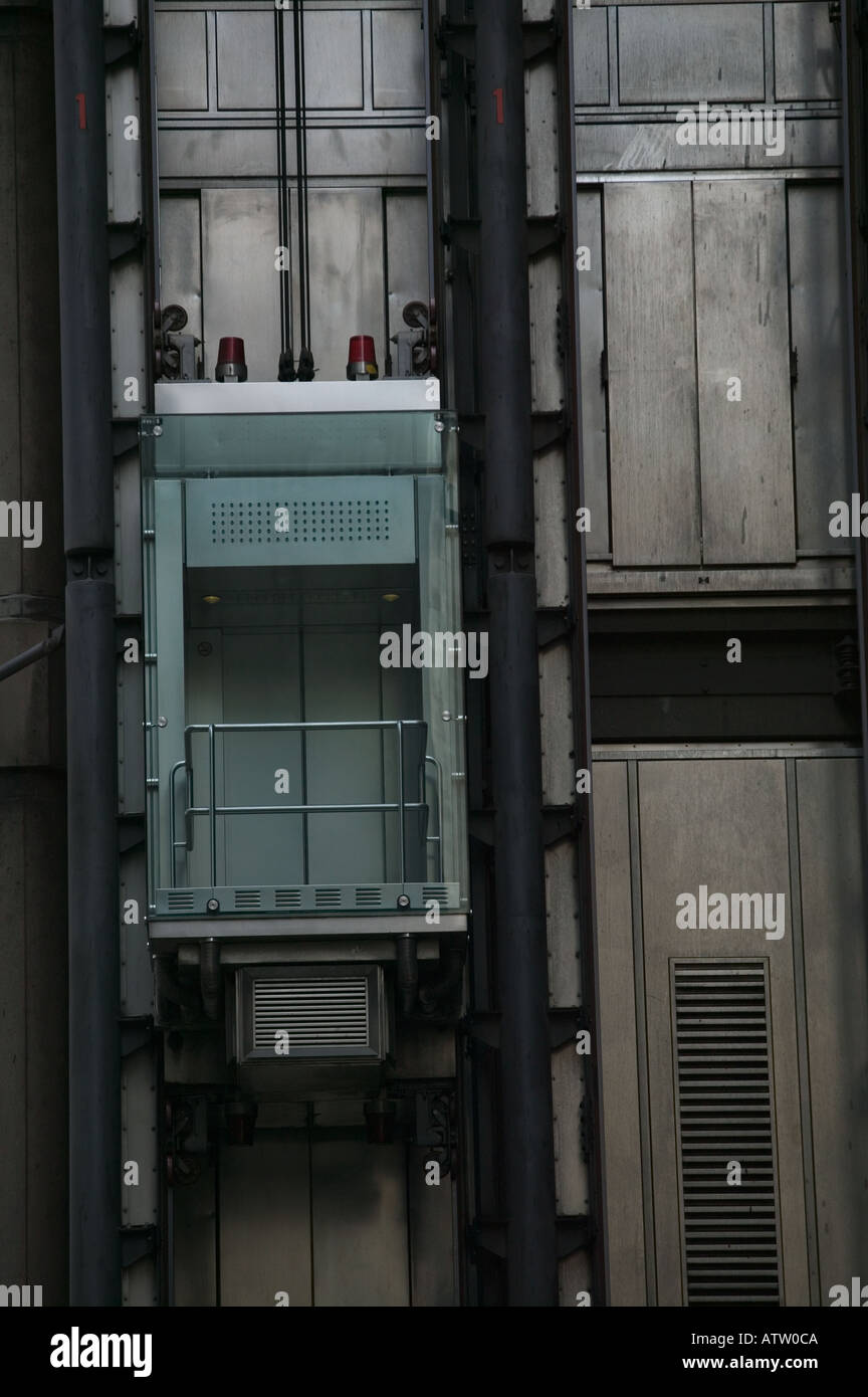Lloyds building with exterior elevators hi-res stock photography and ...