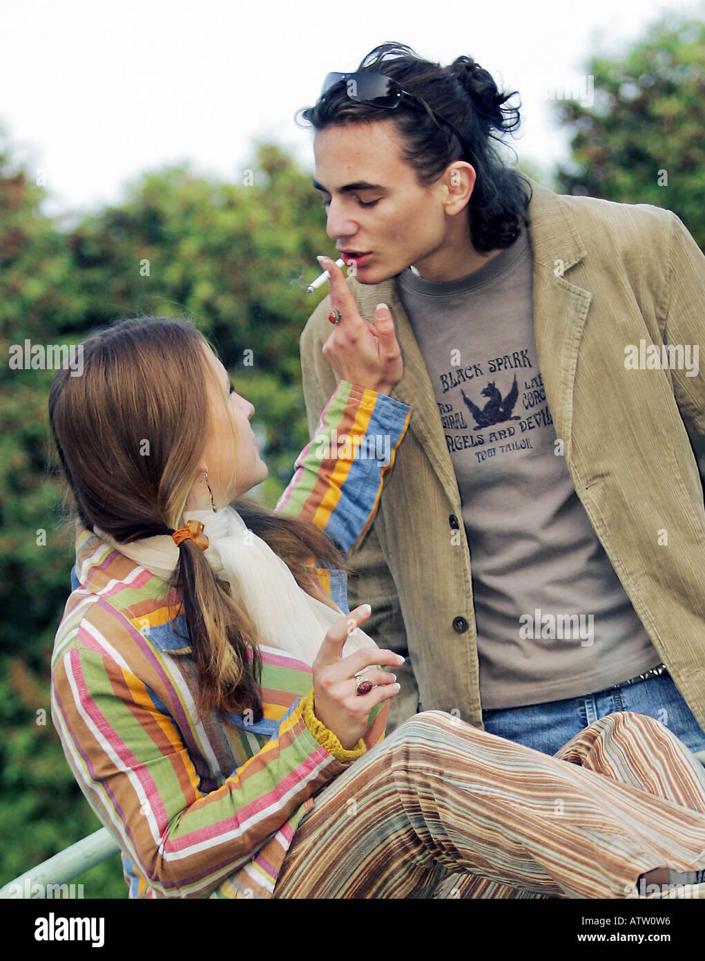 Hippies couple hi-res stock photography and images - Alamy