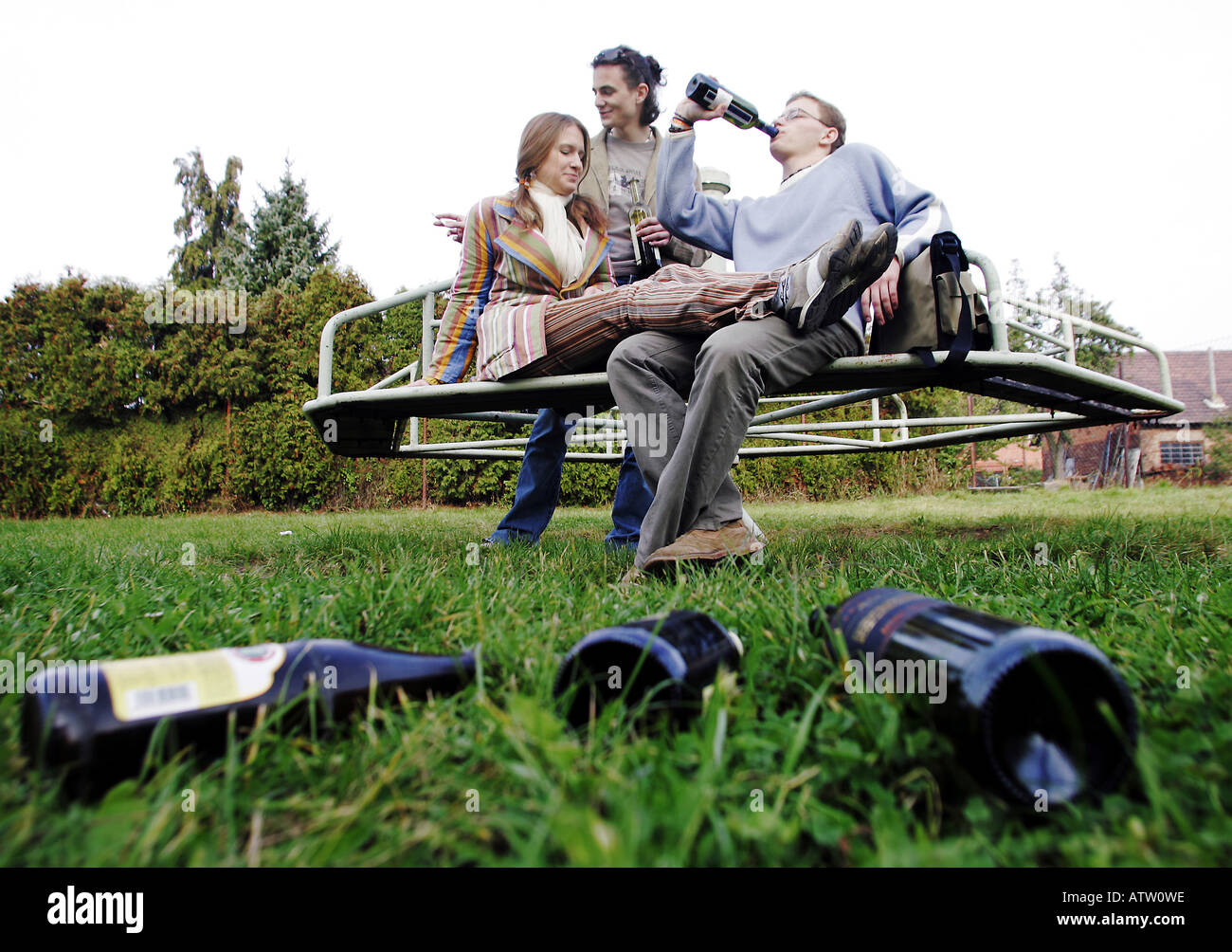 Hippies smoking cigarette hi-res stock photography and images - Alamy