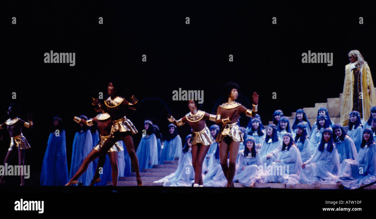 Verdi and aida hi-res stock photography and images - Alamy