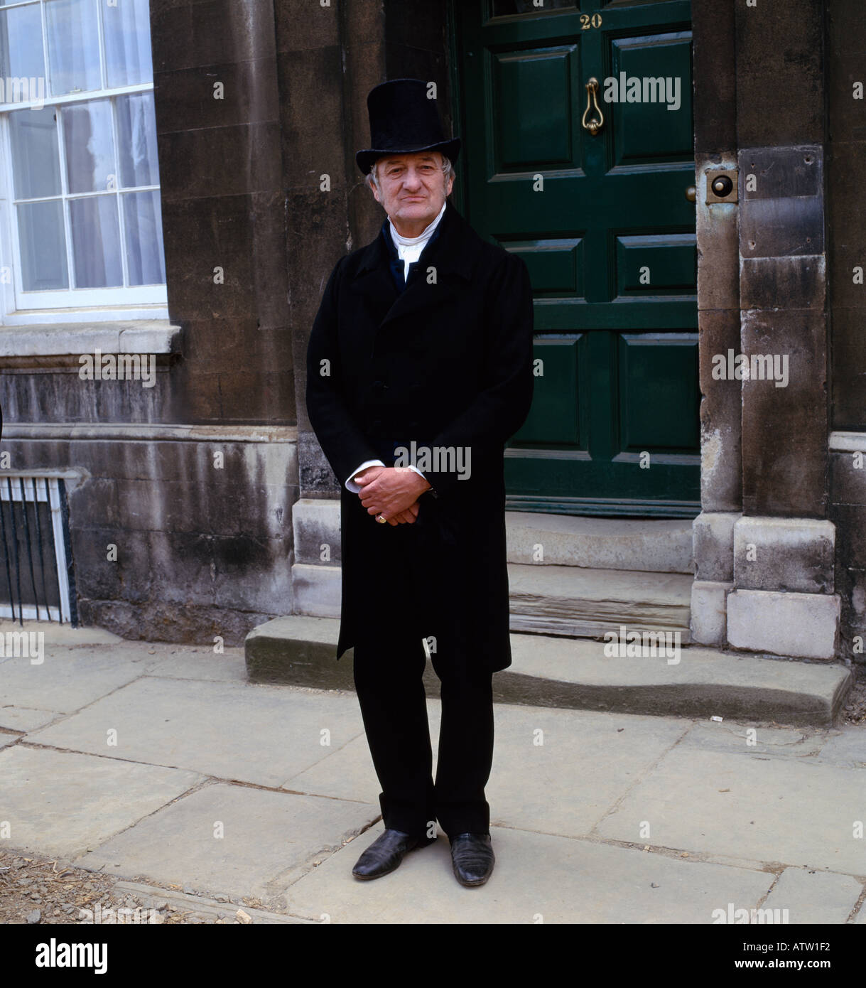 Peter Jeffrey as Nicholas Bulstrode in George Eliot's Middlemarch in ...