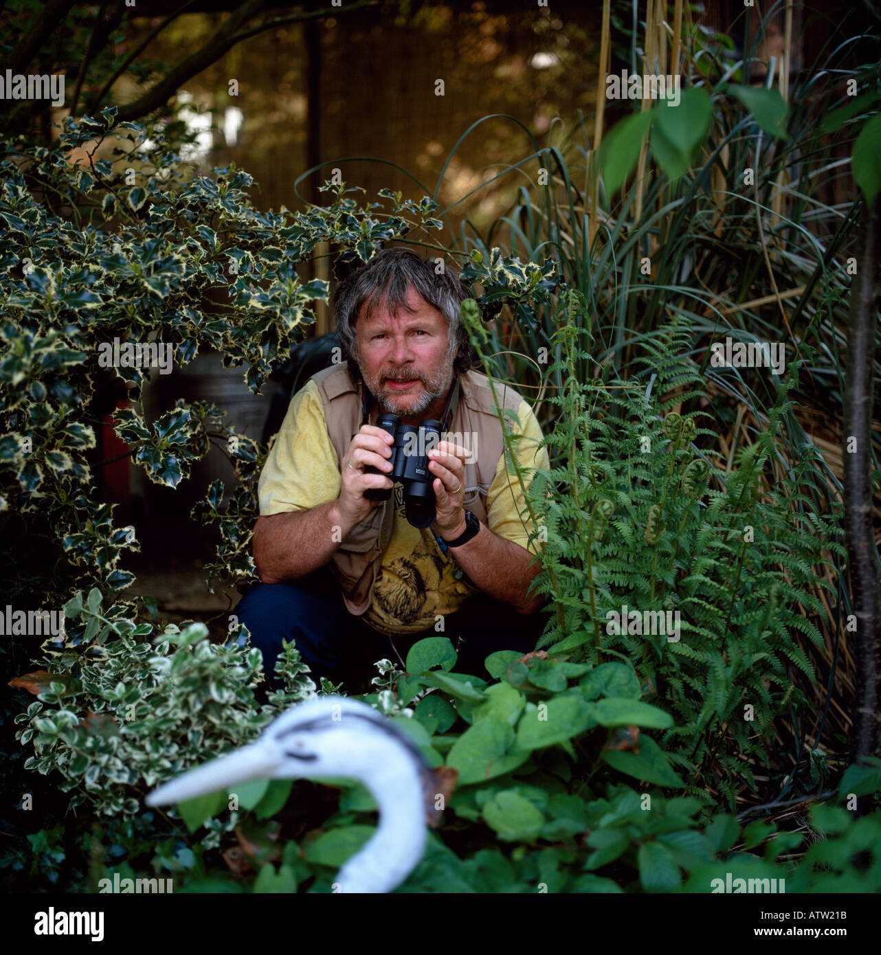 Wildlife presenter bill oddie hi-res stock photography and images - Alamy