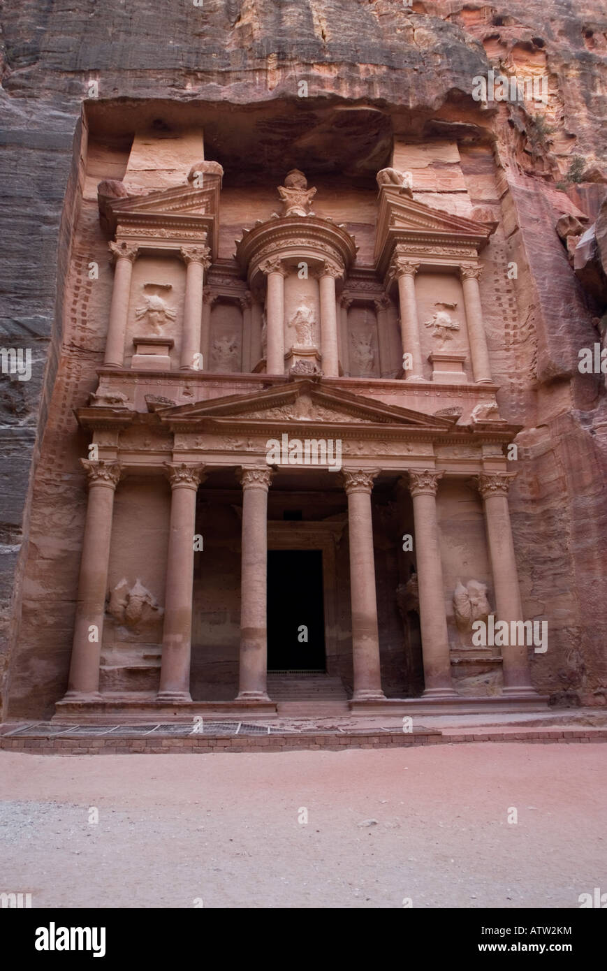 The Treasury Petra Jordan Stock Photo - Alamy