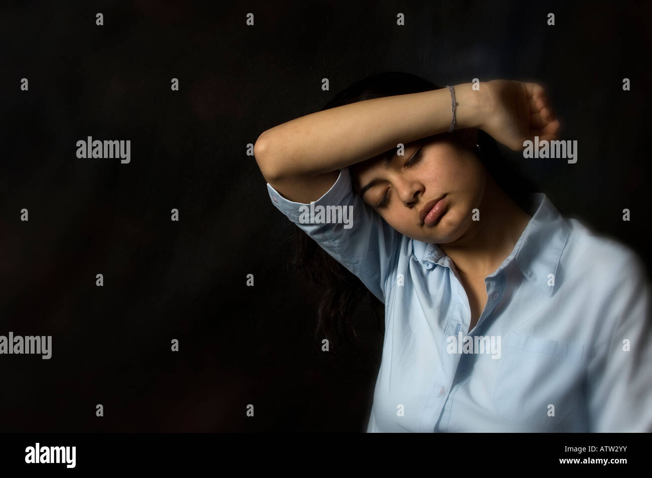 Photo young tired weary hi-res stock photography and images - Alamy