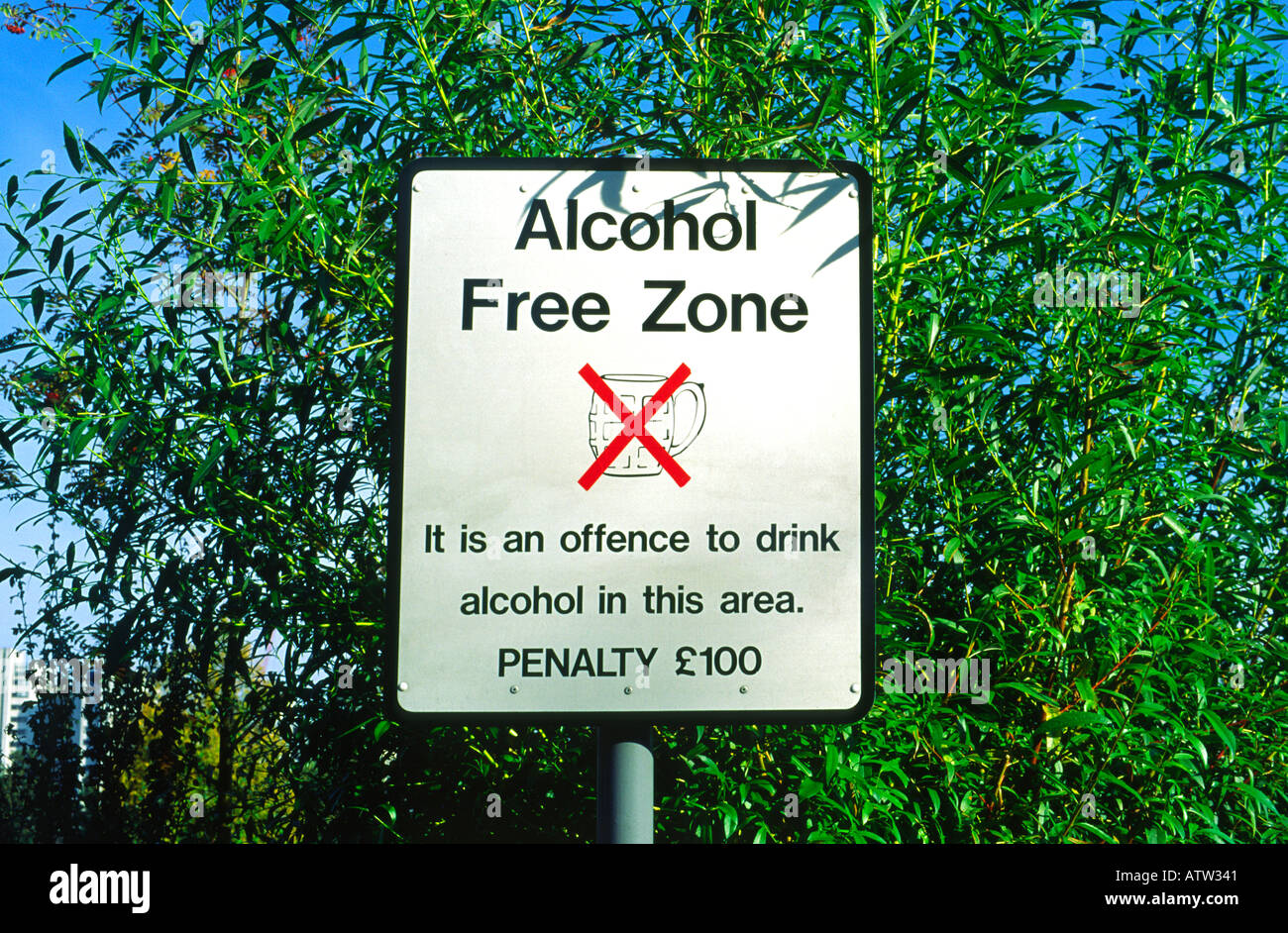 Alcohol free zone uk hi-res stock photography and images - Alamy