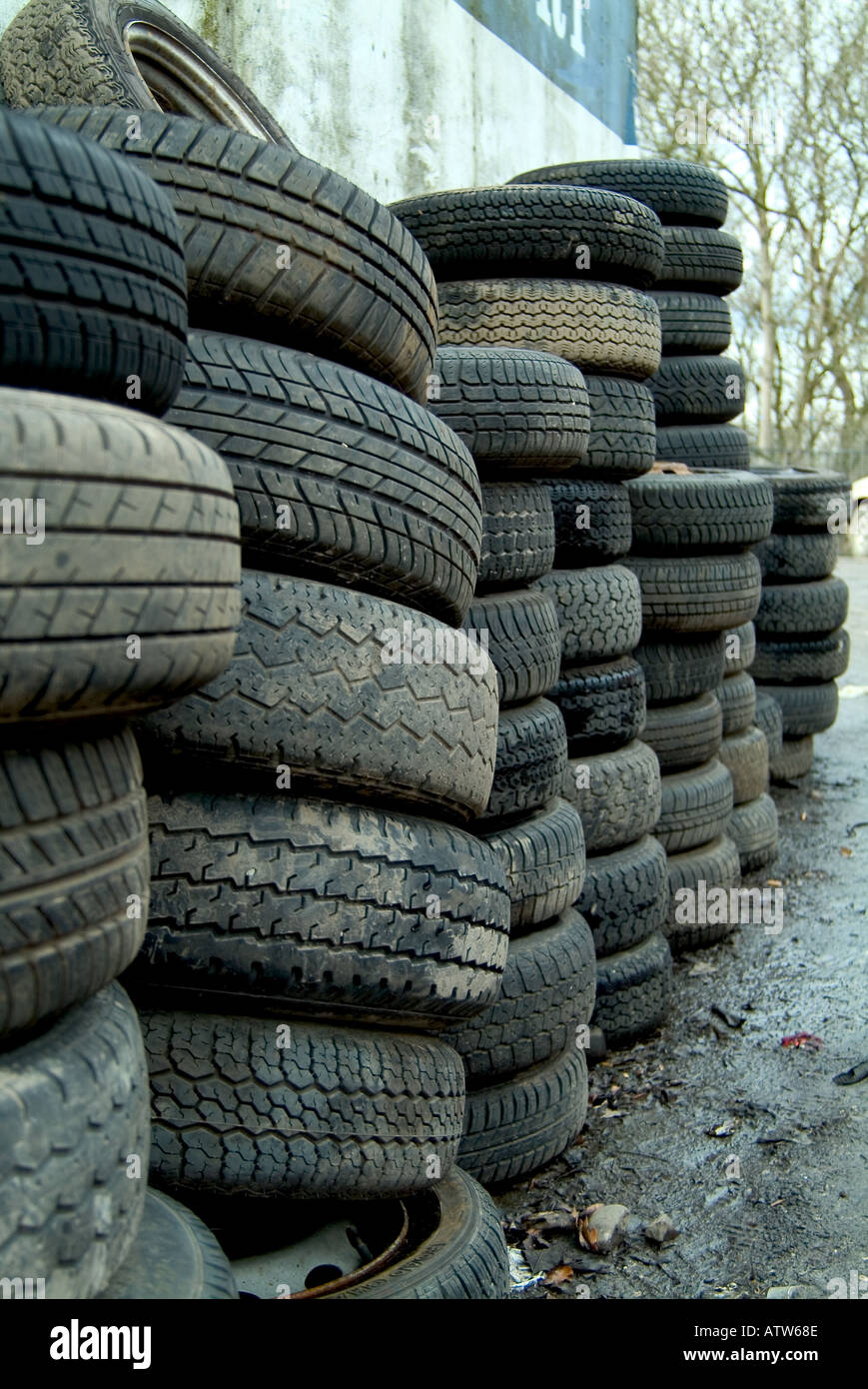 stack of used tyres Stock Photo - Alamy
