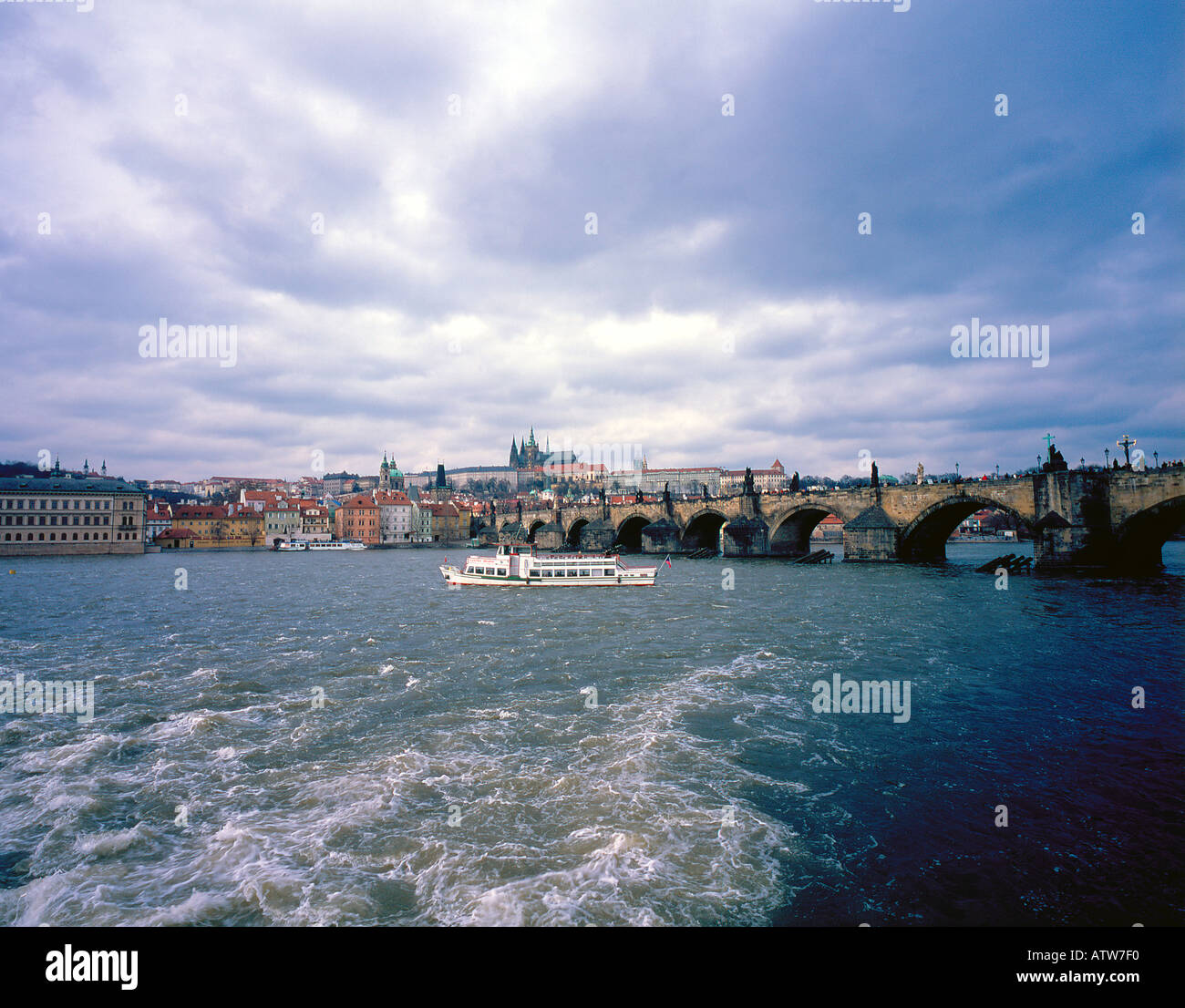 Prague karls bridge hi-res stock photography and images - Alamy