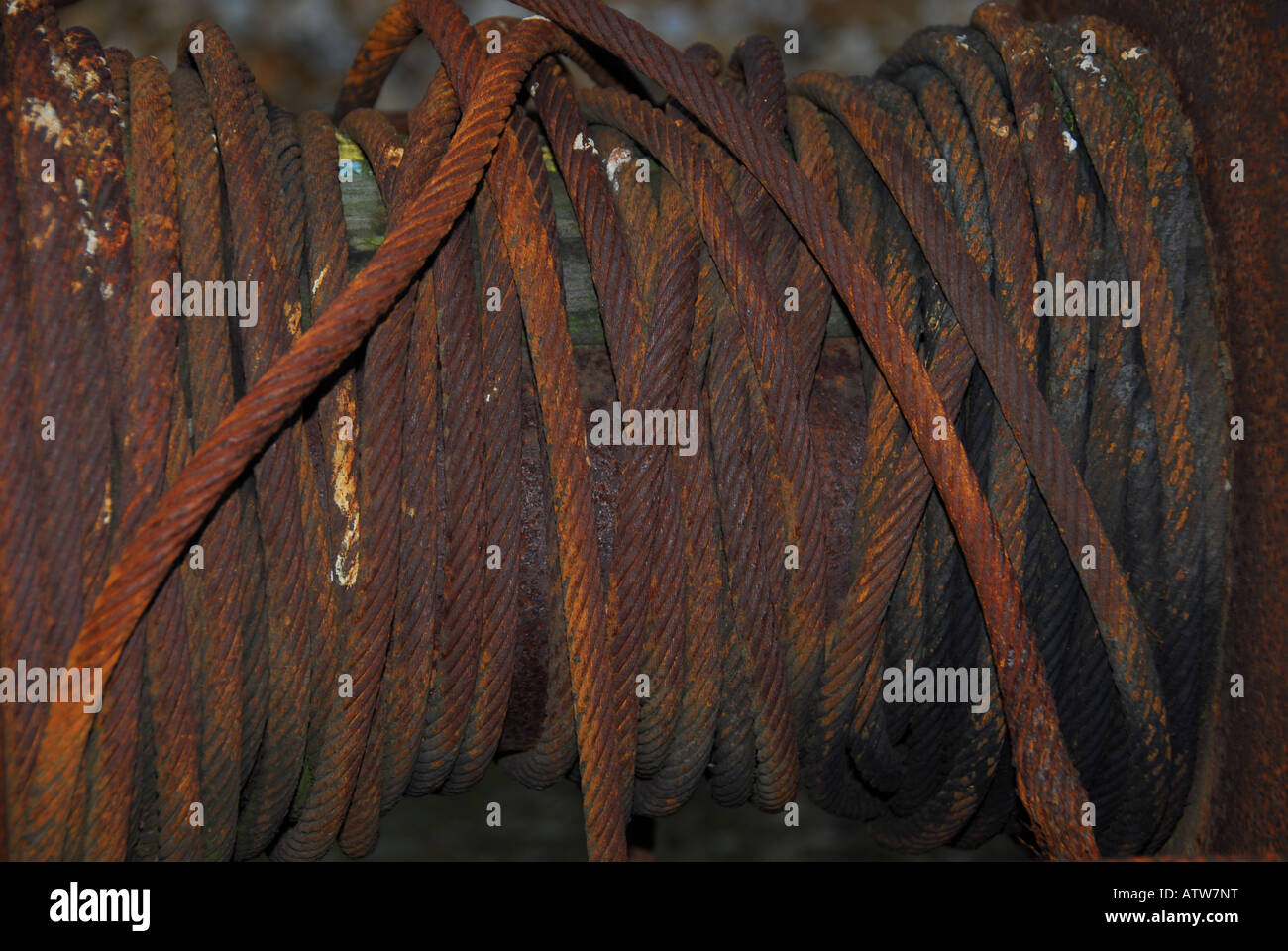 Rusty steel cable hi-res stock photography and images - Alamy