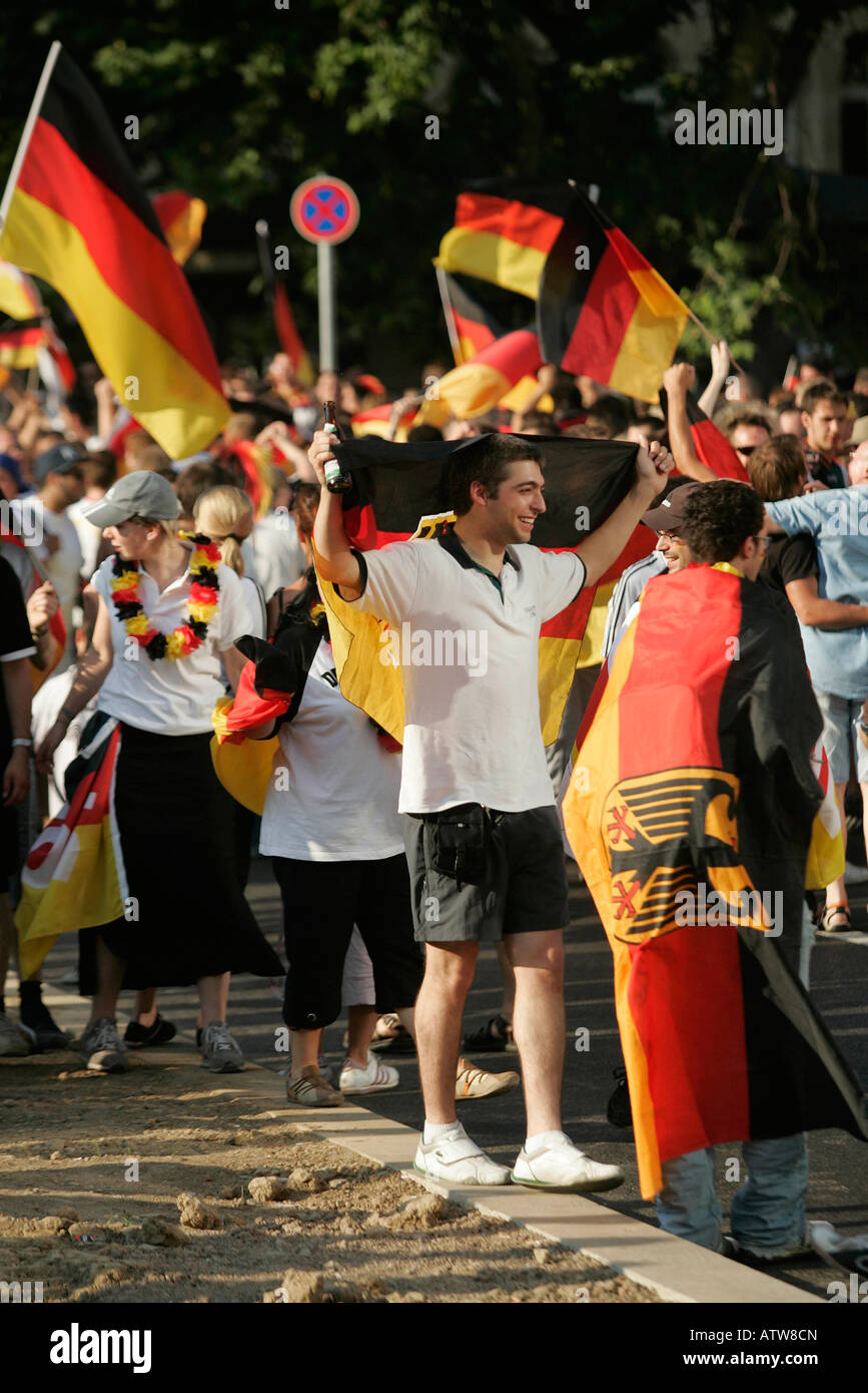 german soccer fans celebrating the world cup 2006 Stock Photo - Alamy