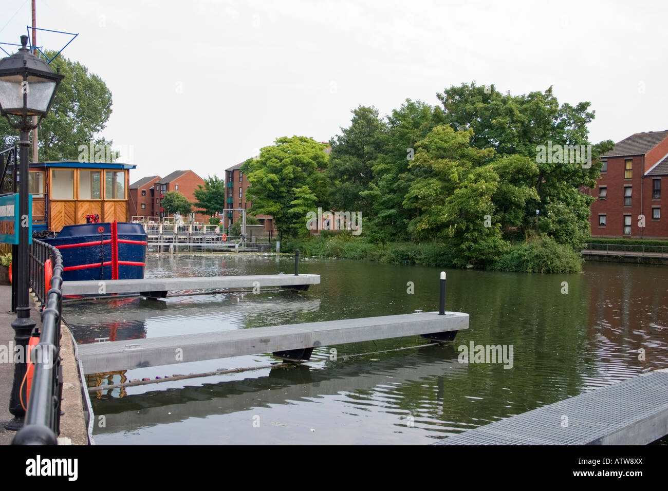 Reading berkshire river hi-res stock photography and images - Alamy