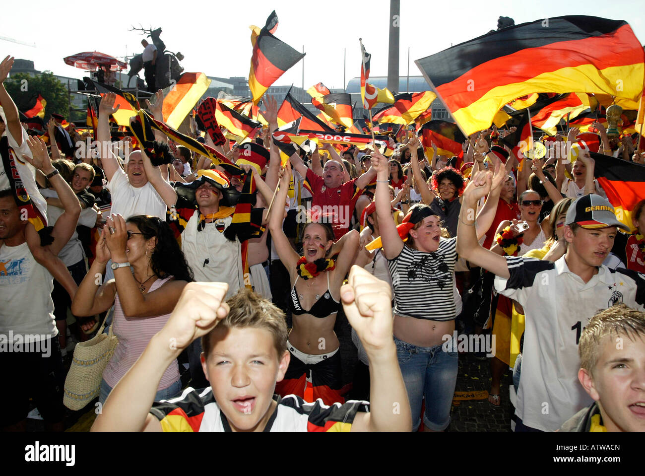 german soccer fans celebrating the world cup 2006 Stock Photo - Alamy