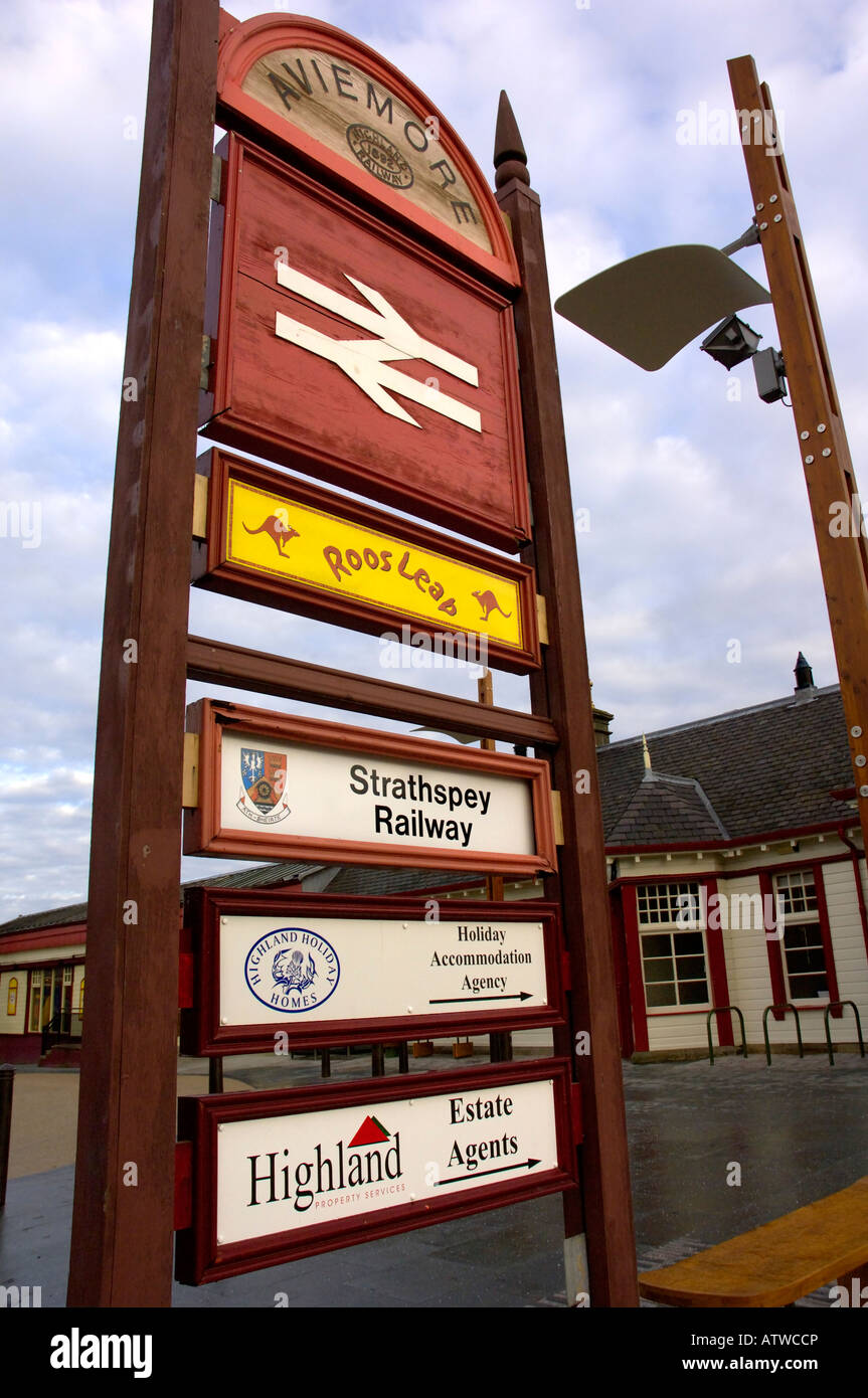 aviemore station concourse signboard highlands scotland Stock Photo - Alamy