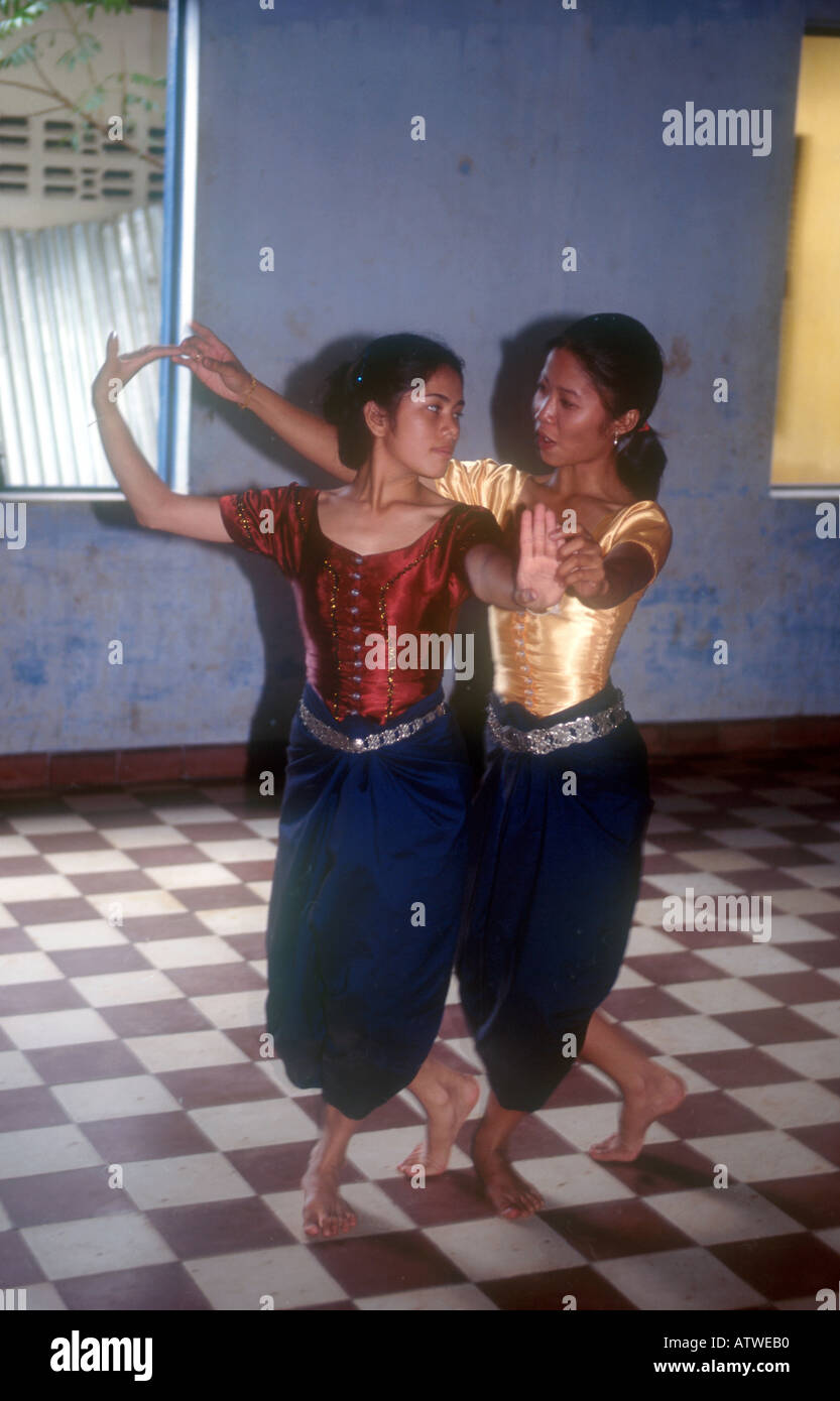 Royal Cambodian Ballet. Phnom Penh Cambodia Stock Photo - Alamy