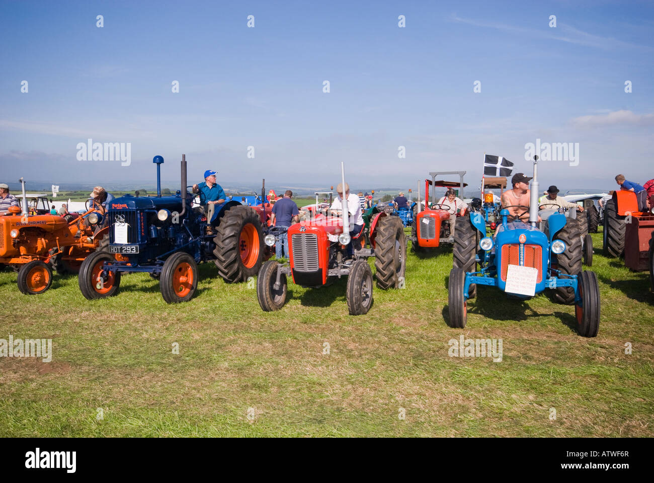 Vintage Tractors at Lanlivery Summer Fayre, Cornwall. 2007 Stock Photo ...