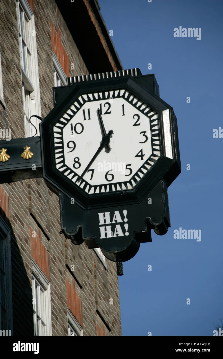 Clock ha hi-res stock photography and images - Alamy
