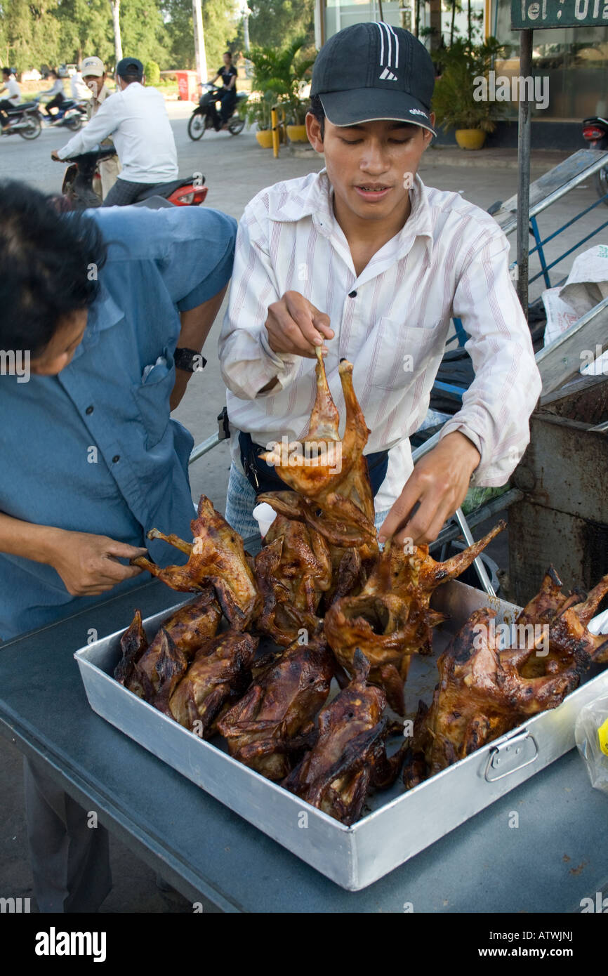 Psar Nat Meeting Market Battambang Stock Photo - Alamy
